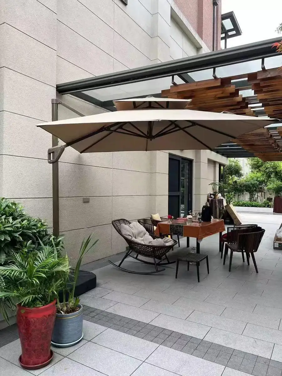 Parks Public Green Spaces Solar Powered Umbrella for Gardens Barbecue ...