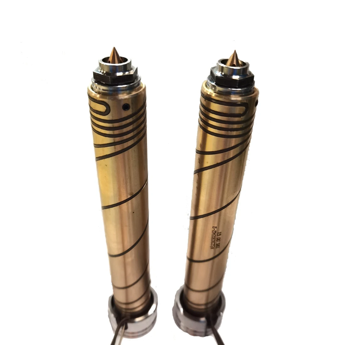 Hot Runner Injection Mold 2 cavity Valve gate is use for glass fiber ...