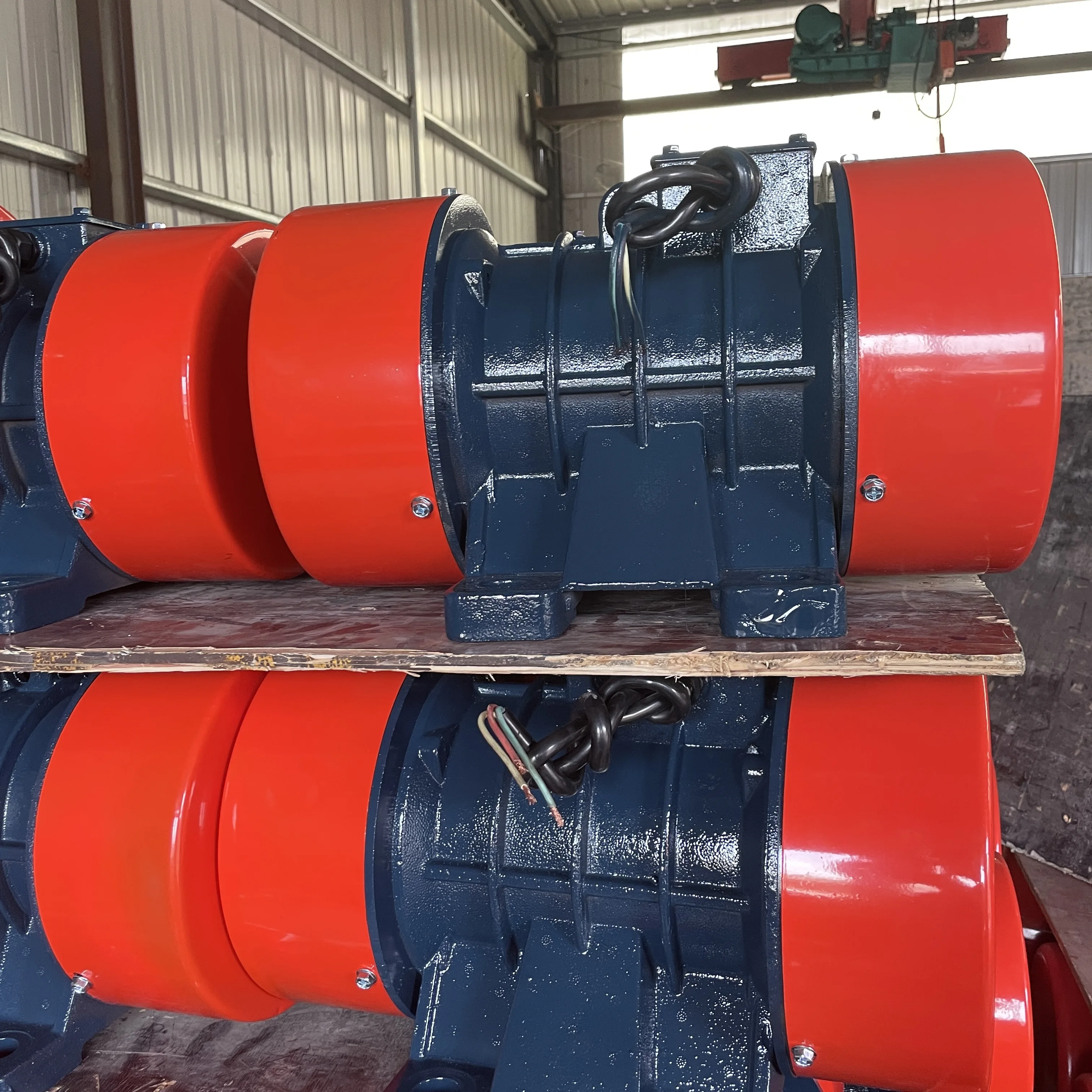 3.7kw YZS YZU YZD-75-4 Ac Vibration Motor for Vibratory Feeder