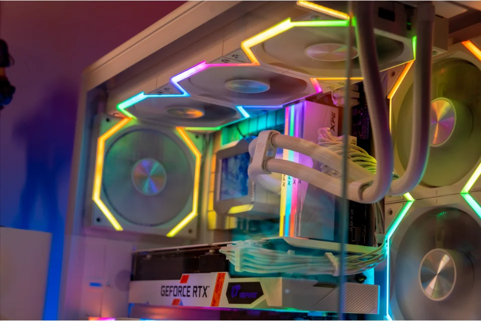 Jungle Leopard Mid Tower Gaming Case - Tempered Glass & Microatx