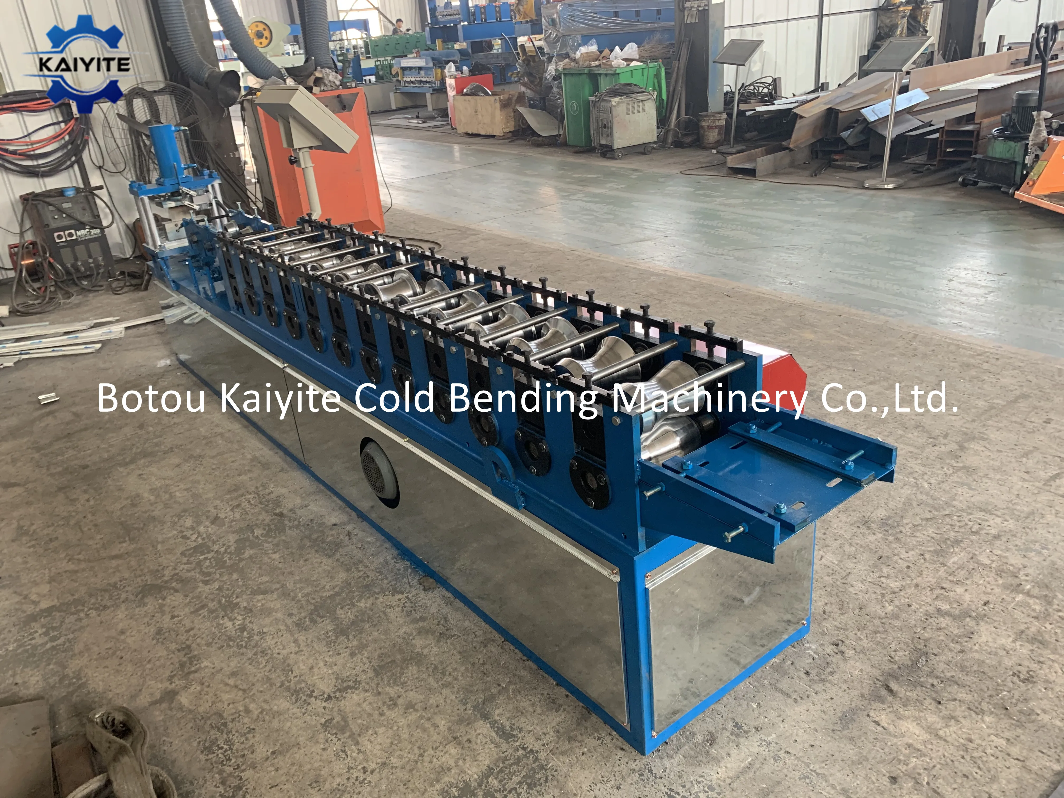 Polyurethane Pu Foam Roller Shutter Door Roll Forming Machine Roll Forming Machine for Price ...