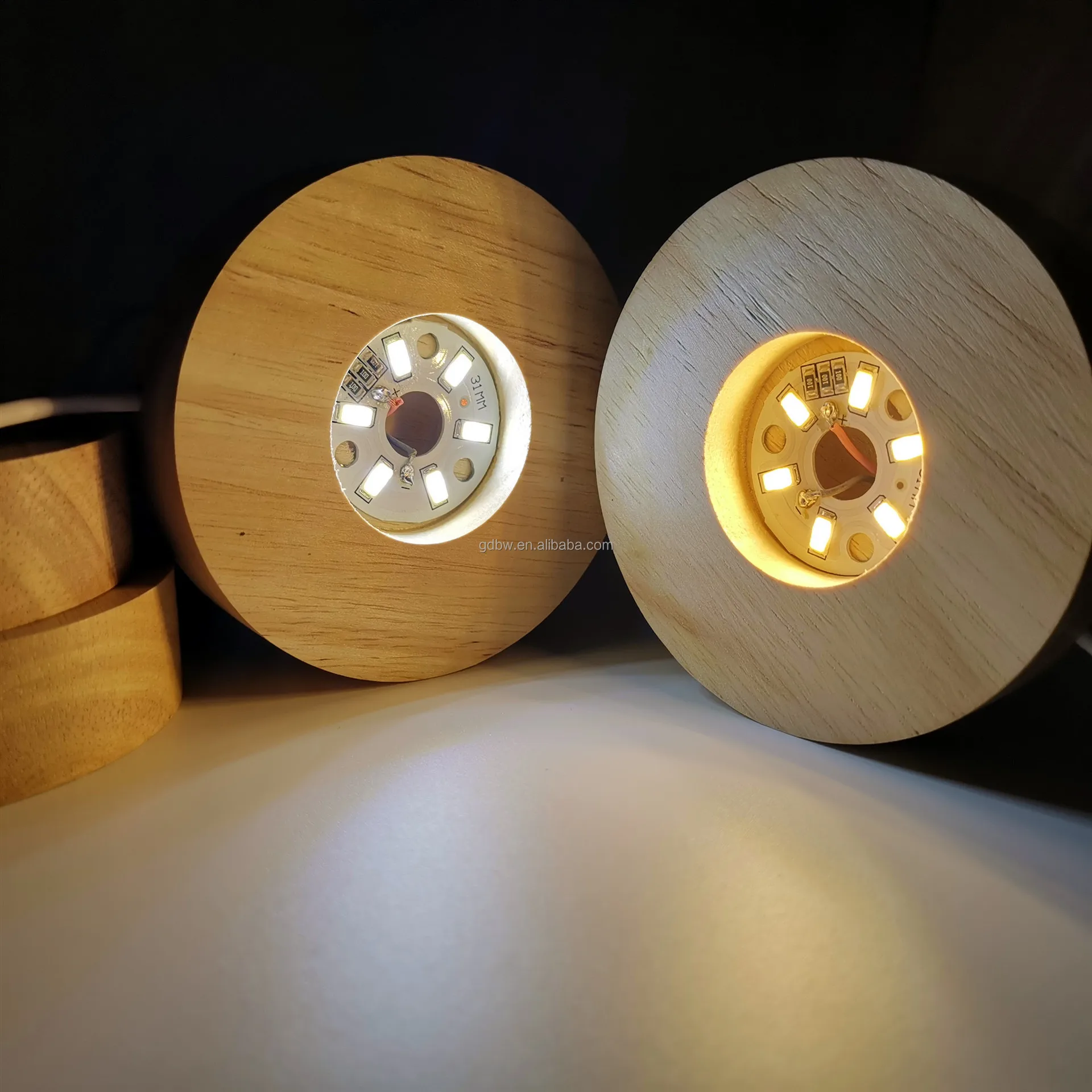 Crystal Ball Table Lamp - Glowing Solar System Lights
