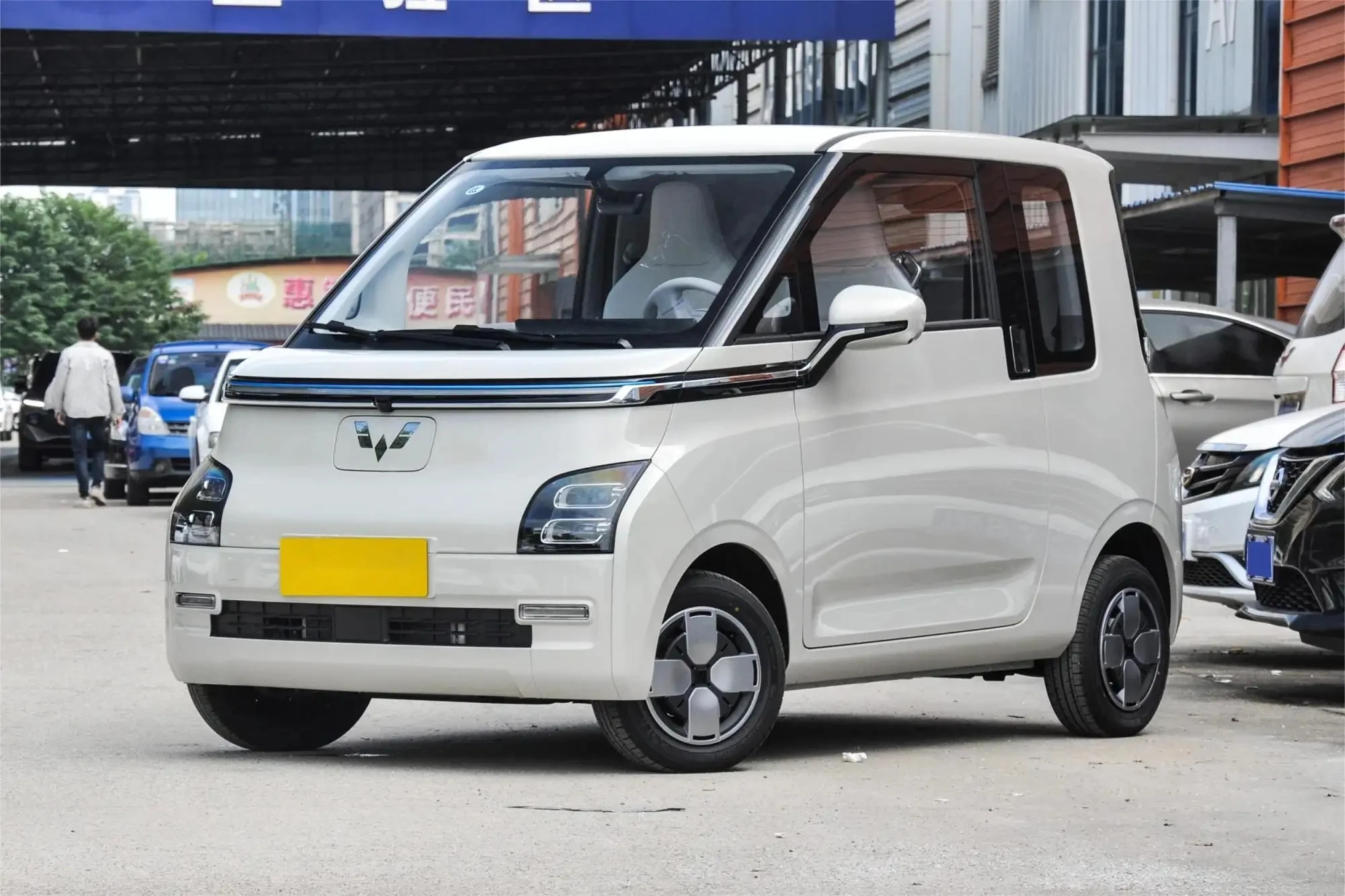 High-performance Wuling Air Ev Mini Electric Car 4-wheel New Energy ...