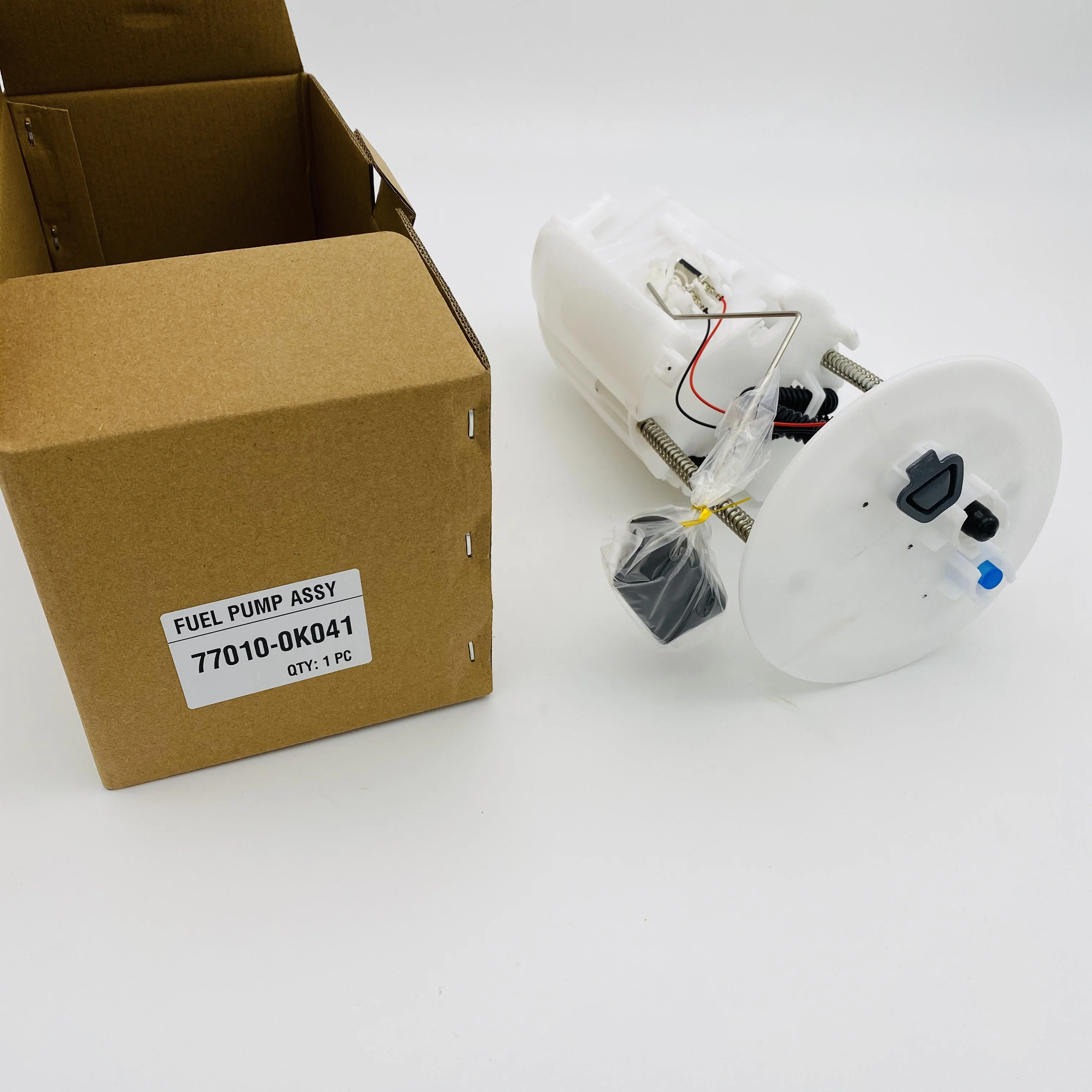 燃油泵77010-0k010 77010-0k080 77010-0k041 77010-0k030 77010-0k011用于丰田hilux ...