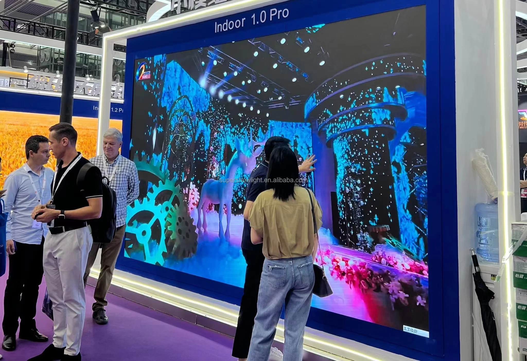 Outdoor 4K LED Display Screen - 500x1000mm Video Wall Panels