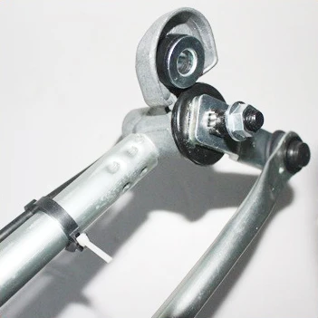 Sinotruk Howo T5g Sitrak C7h Spare Parts Wiper Connecting Rod Wiper ...