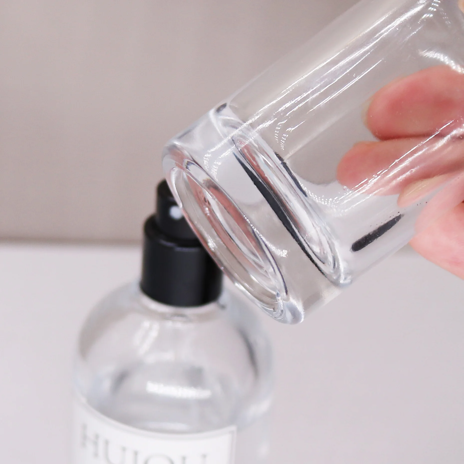 Luxury 30ml50ml100ml Empty Perfume Bottle with Black Lid| Alibaba.com