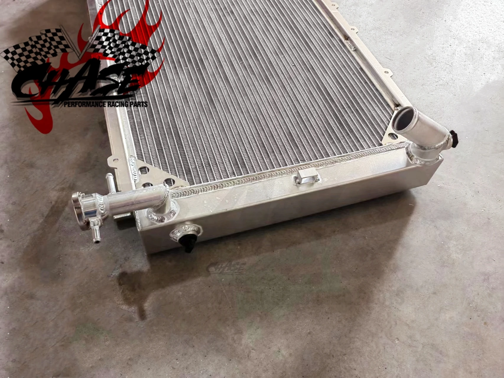 ALL ALUMINUM RADIATOR for NISSAN SAFARI PATROL Y60 GQ 3.0 DIESEL