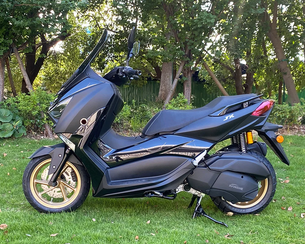 XMAX 200CC Gasoline Motorcycle - 125KMH Max Speed Engine