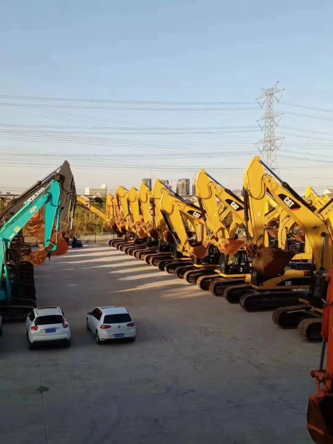 New Official Mini ET110 Mountain Excavators Wheel Walking Excavator ...