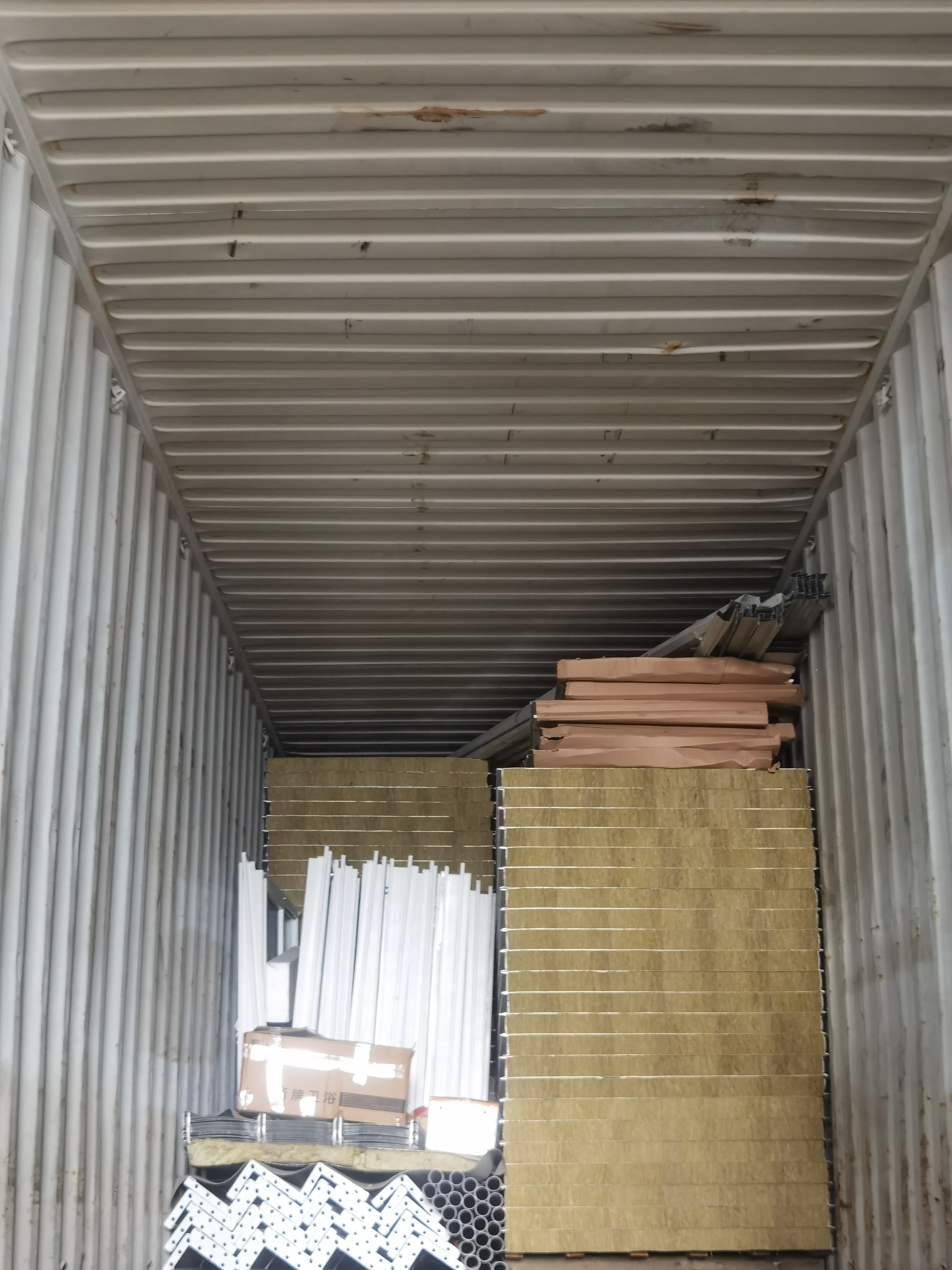 Luxury Modern Mobile Tiny Volferda Space Capsule Home Office Pod Apple ...