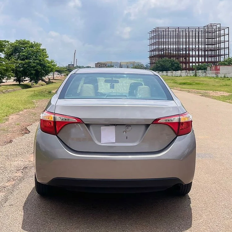 R Style Glossy Black High Kick Duckbill Trunk Spoiler for Toyota ...