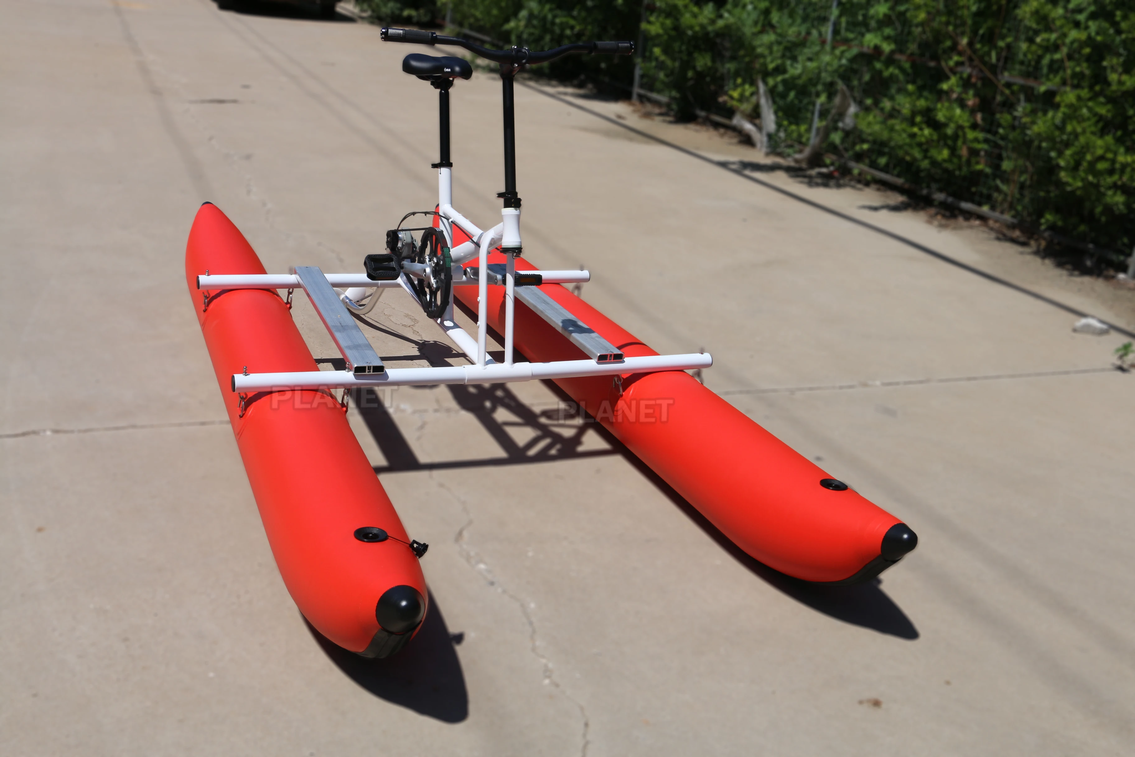 Water Play Equipment Pontoon Inflatable Water Pedal Bike Riding Tube ...