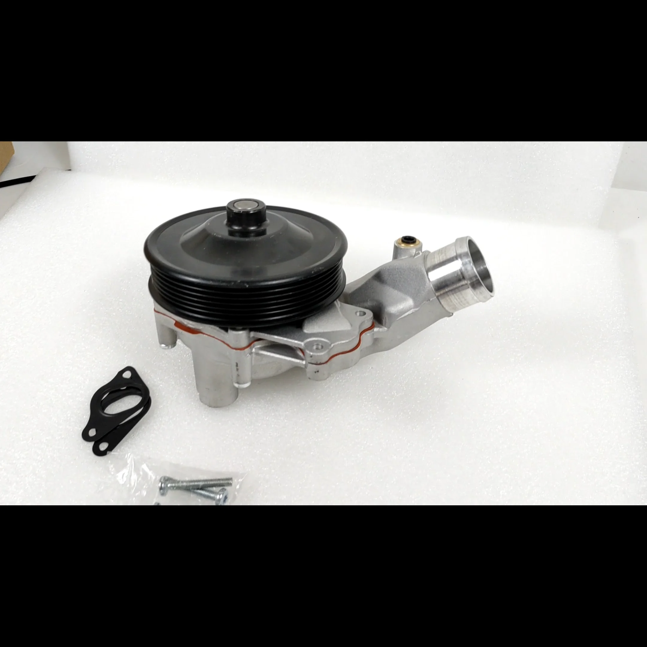 자동차 예비 부품 냉각 시스템 워터 랜드 로버 디스커버리 스포츠 보그 Lr033993 Lr055239 Lr01080 워터 펌프 ...