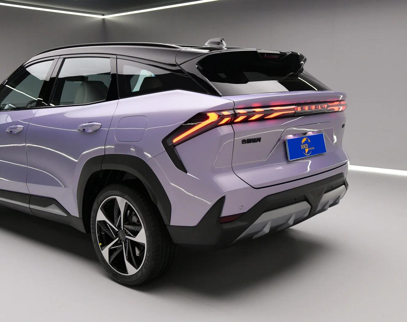 2023 Geely New Version Hybrid Suv With Sunroof Intelligent Cockpit Cltc ...