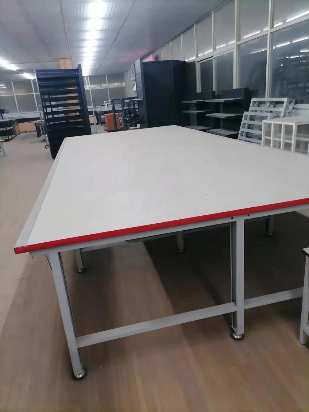 Industrial Sewing Cutting Tables Fabric Cutting Table For Cutting ...