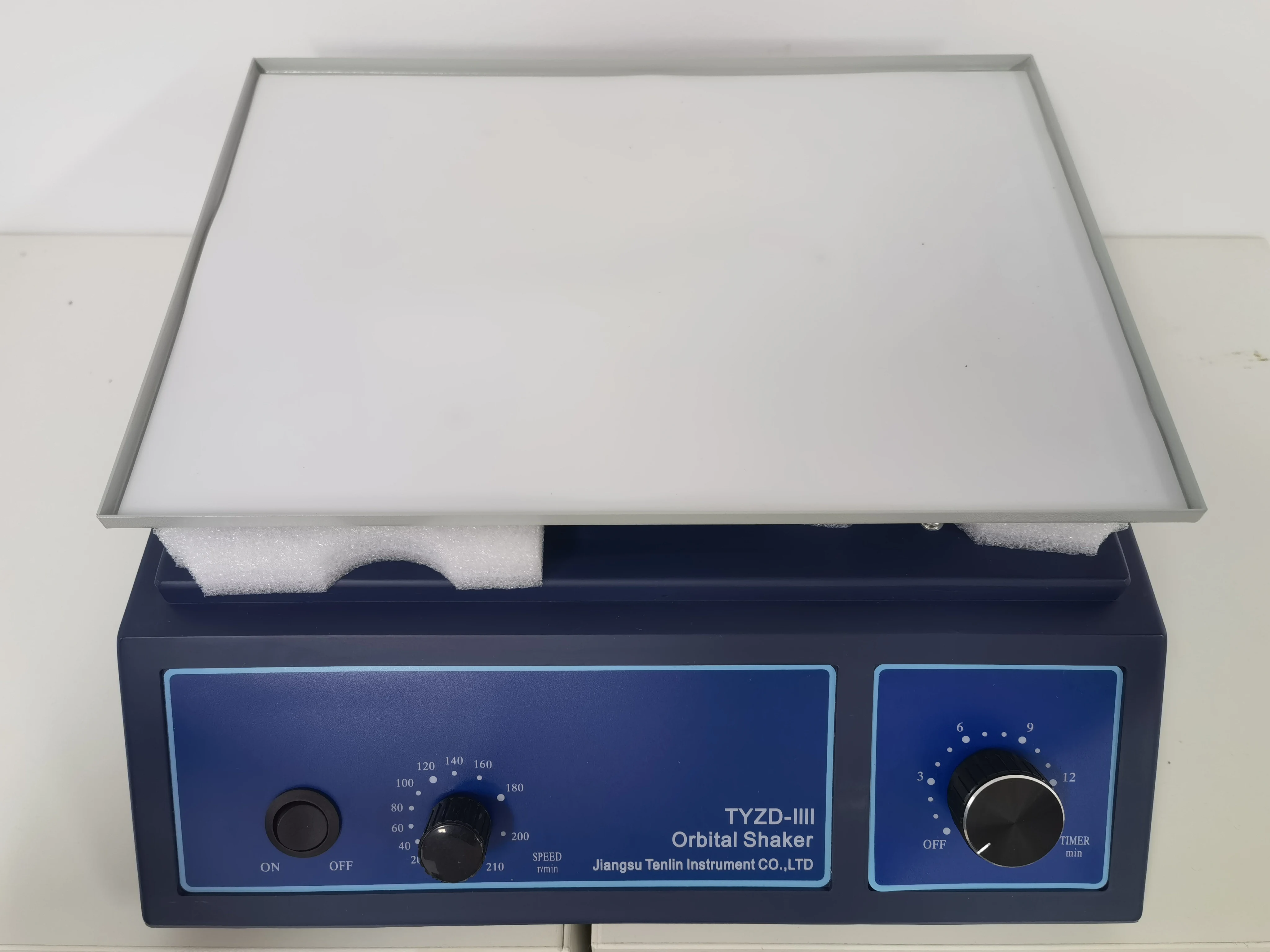 TYZD-IIII Syphilis Rotating Oscillator - RPR Test Card Mixer