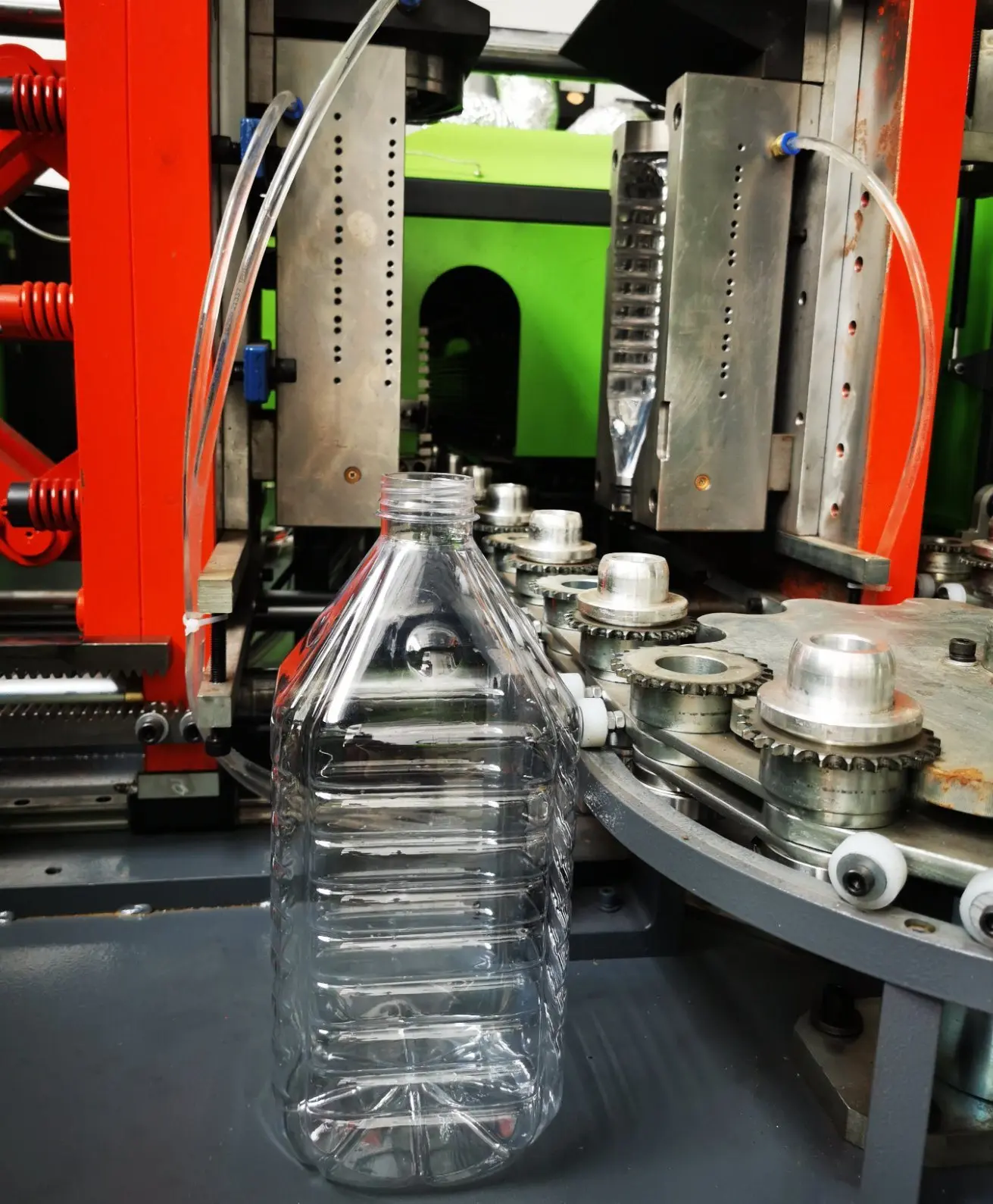 100ml-5L Plastic Beverage Carbonated Bottle Blow Molding Machine /Water ...