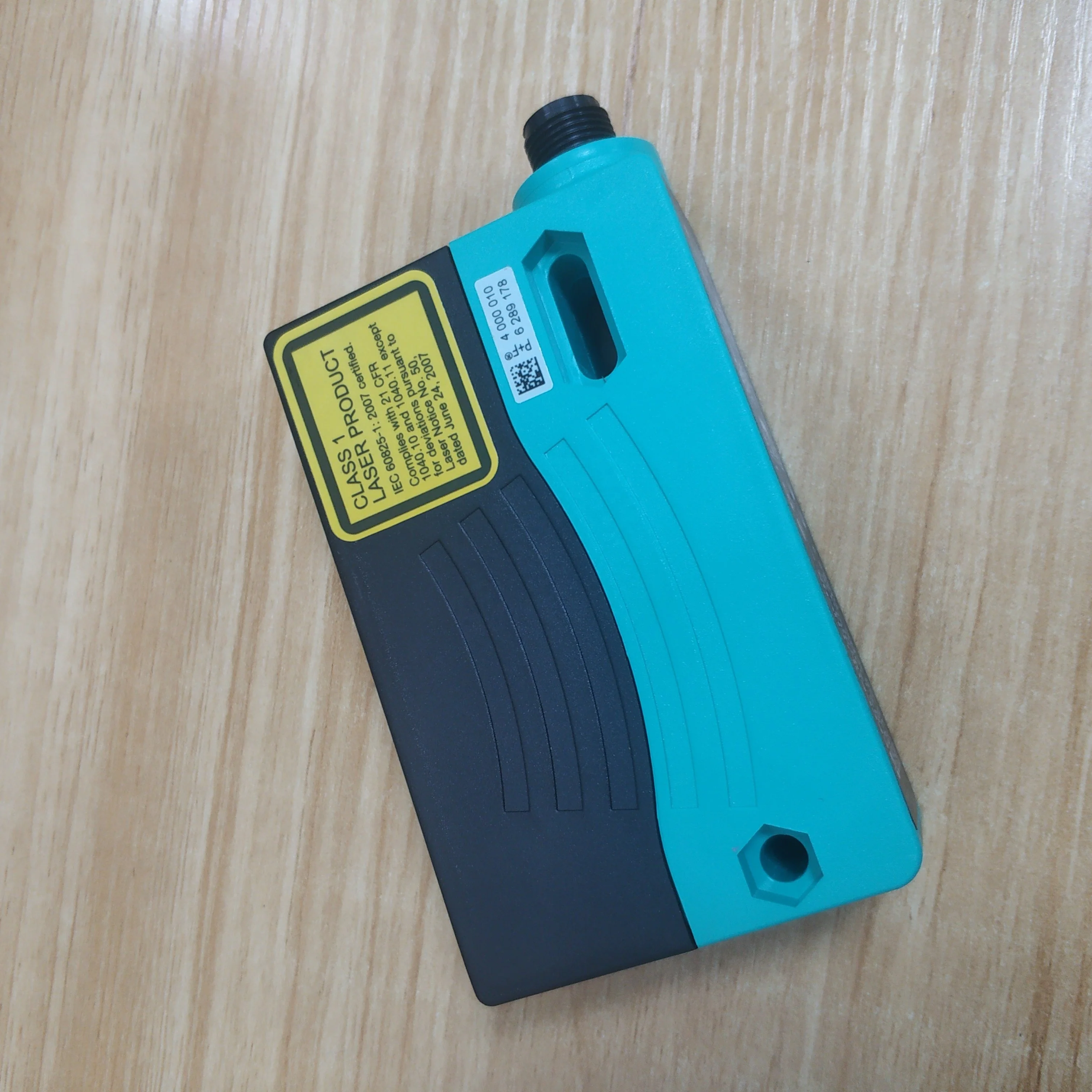 モデル Pepperl + Fuchsレーザー距離センサーvdm28-8-l1-io/73c/136 297903 P + F - Buy Laser Distance Sensor ...