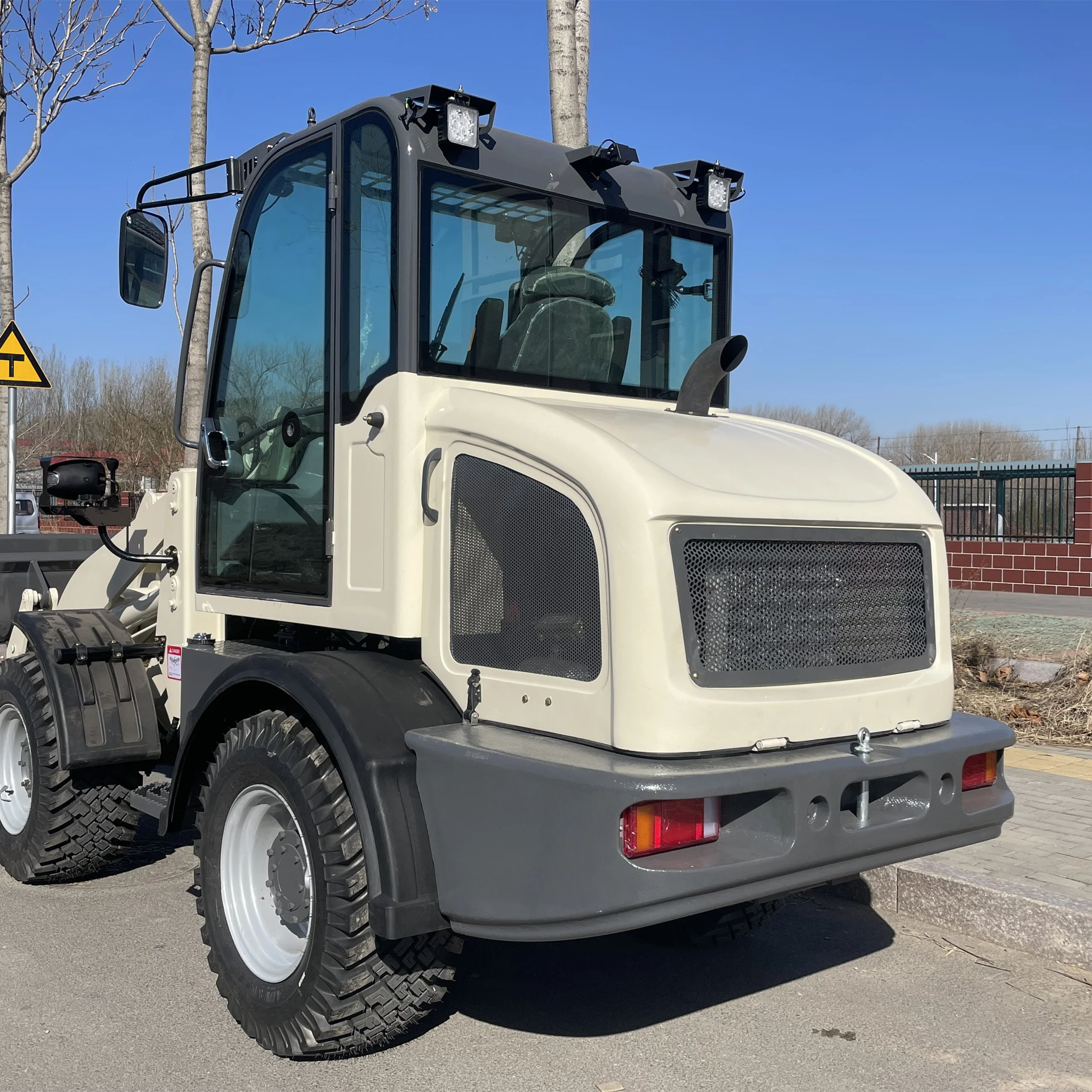 2 Ton Wheel Loader With Cummins Engine - Buy Articulated Wheel Loader ...