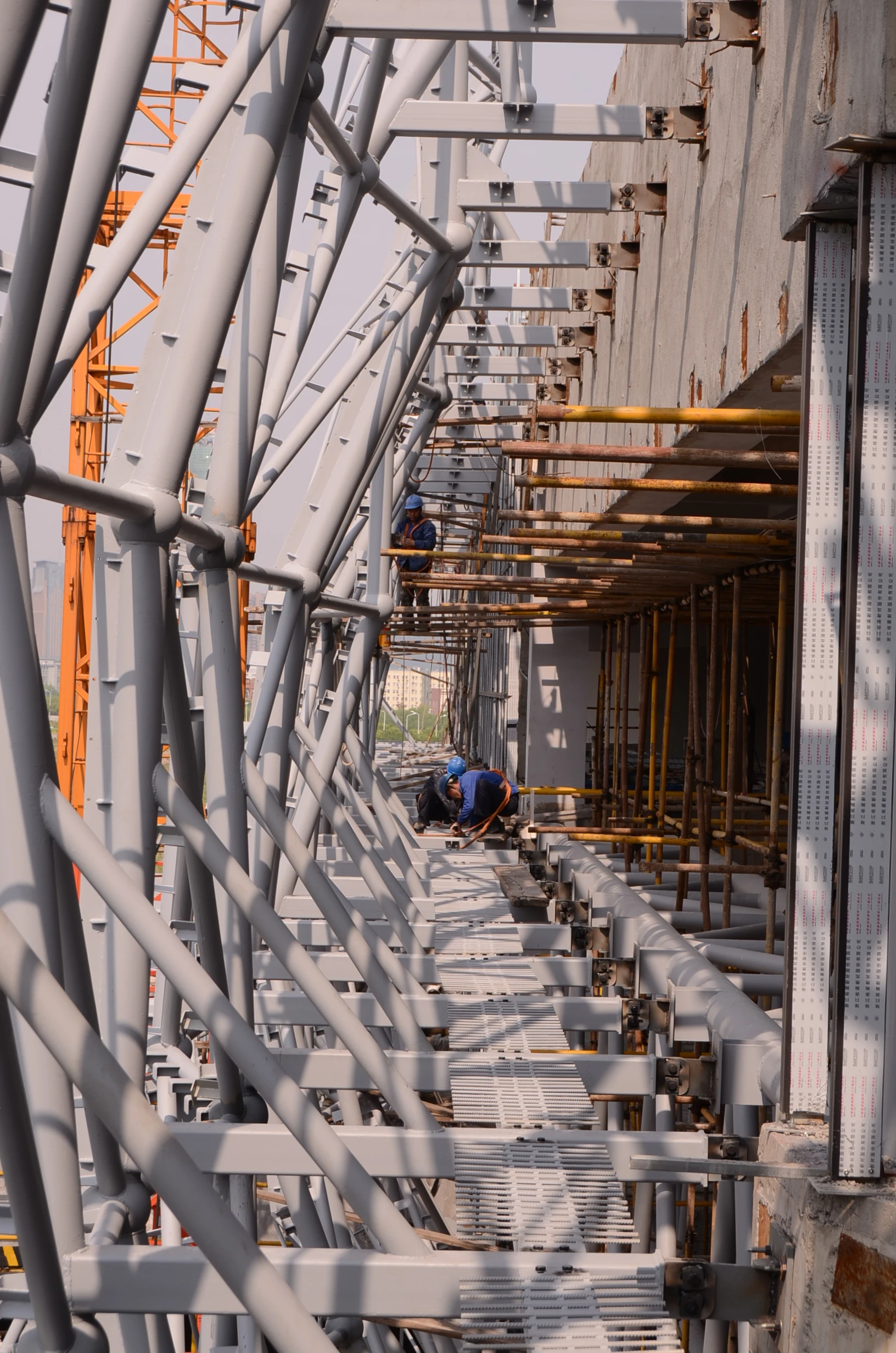 Big Span Difficult Suspended Lightweight Space Steel Truss Structure Of ...