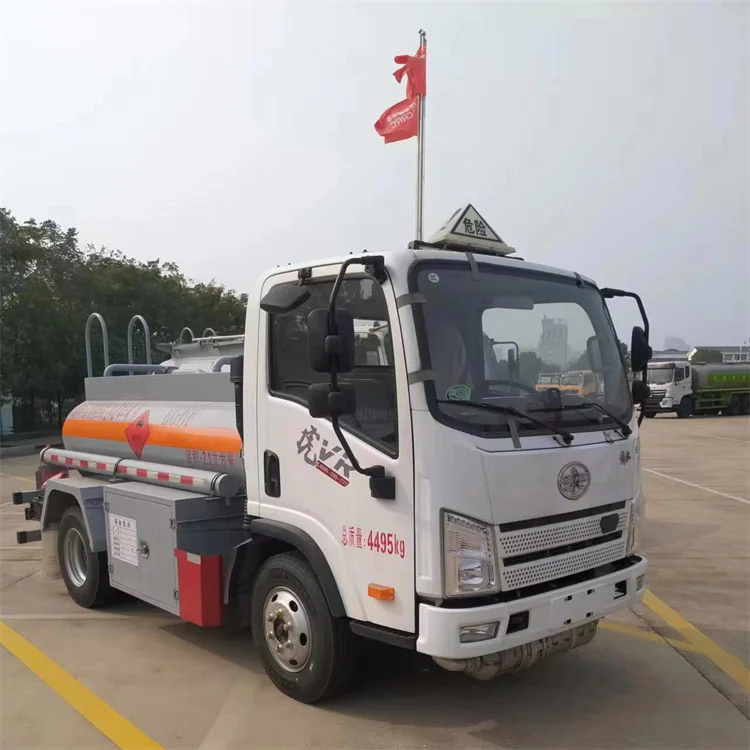 Alibaba.com: FAW Milk Tank Truck 3CBM Stainless Steel 2ton Fuel Tanker ...