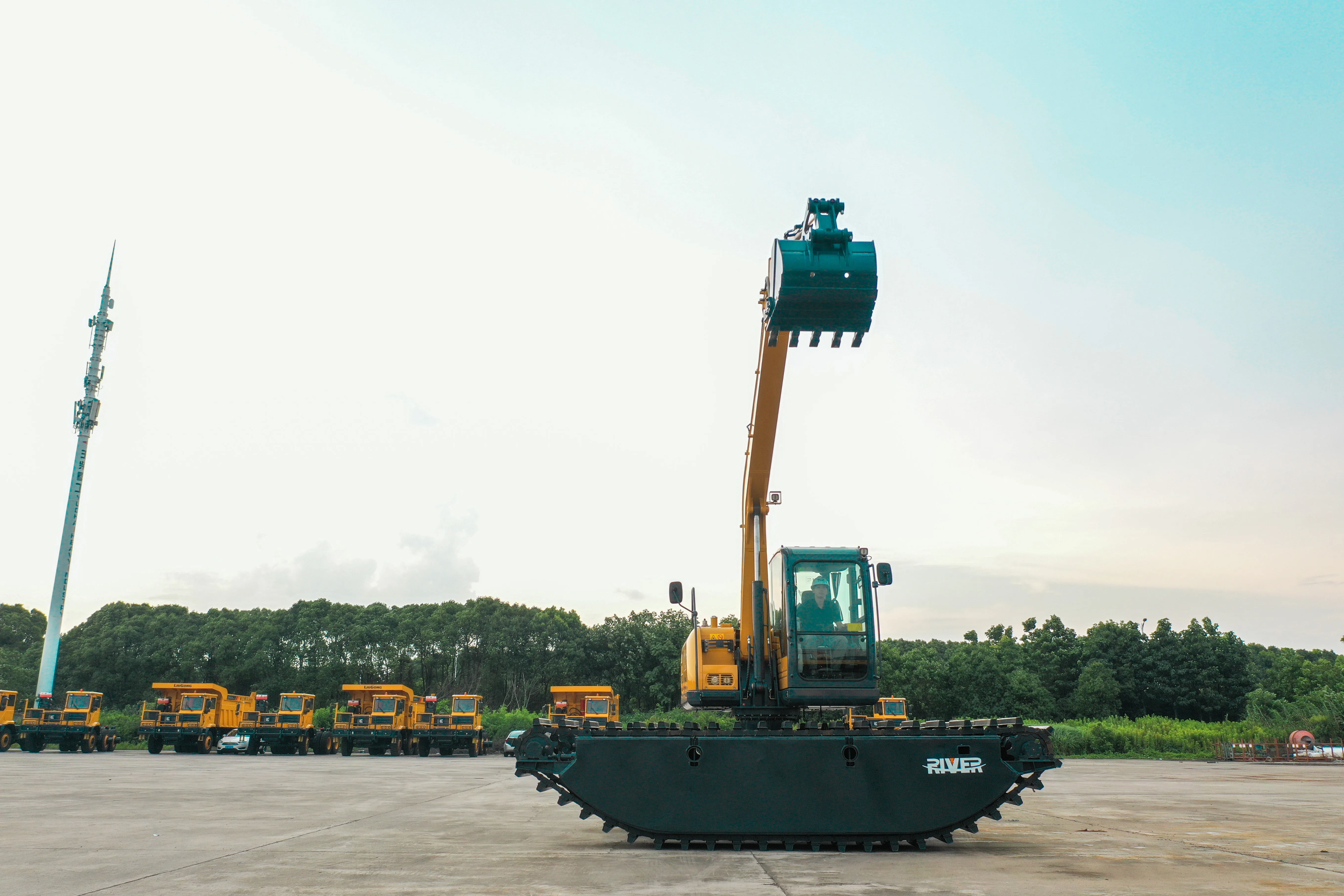 Dredging Digger Amphibious Excavator China Factory Liugong 908F 908E ...