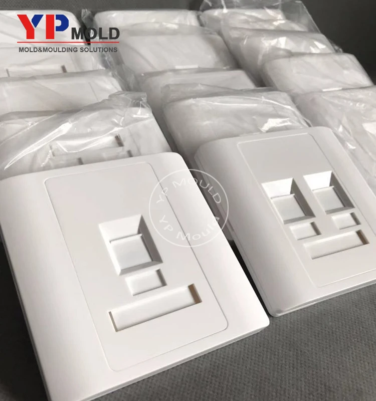 PC Wall Plug Case Plastic Parts Injection Mould Factory