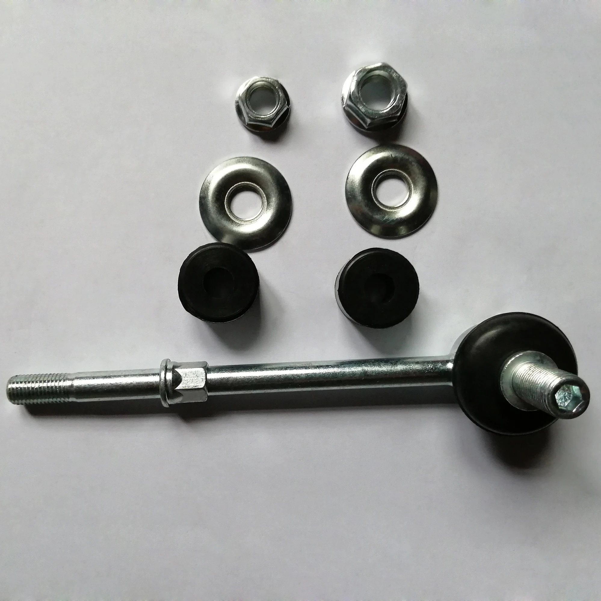 Toyota HILUX Stabilizer Link 48820-0K010 - Durable & Reliable