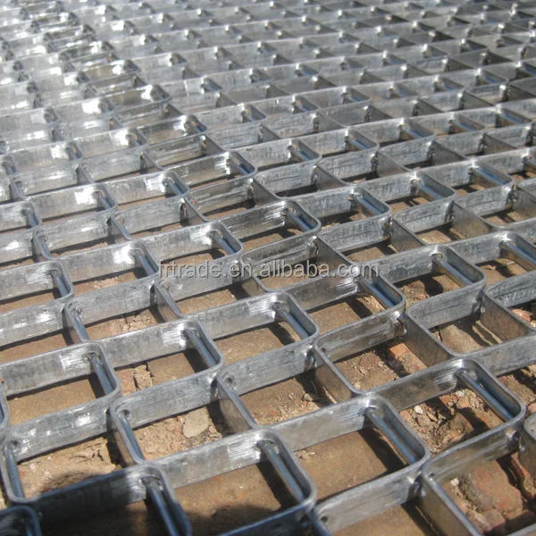 Flexible Chain Harrow Drag Mats - Durable & Versatile