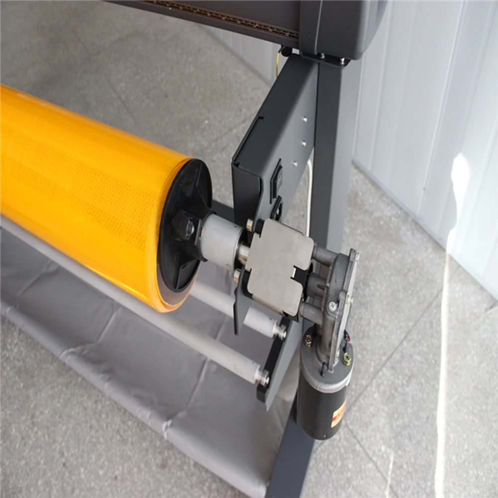 2023 Liyu Mf 53inchs 1350mm Ccd Camera Servo Contour Cutting Plotter ...