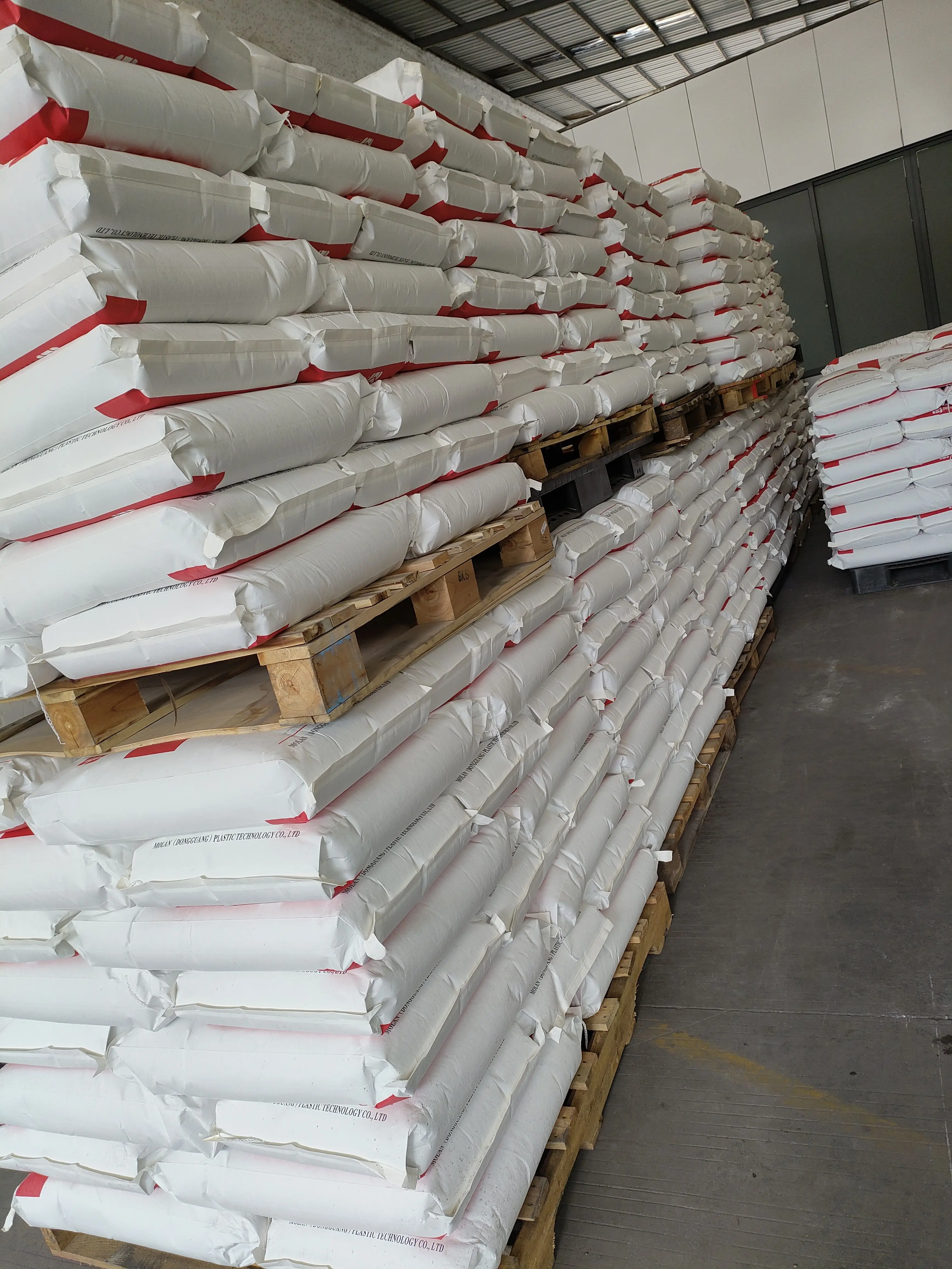 Molan Plastic Expert Delphi PBT Granules Pellets Polybutylene ...