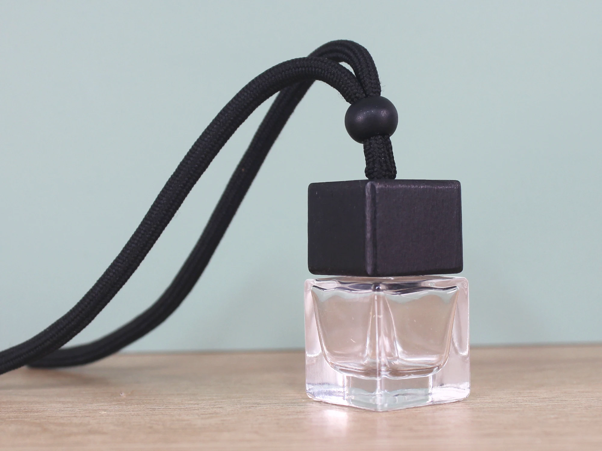 8ML Square Mini Car Diffuser Bottle Classic Hanging Glass Empty Bottle ...