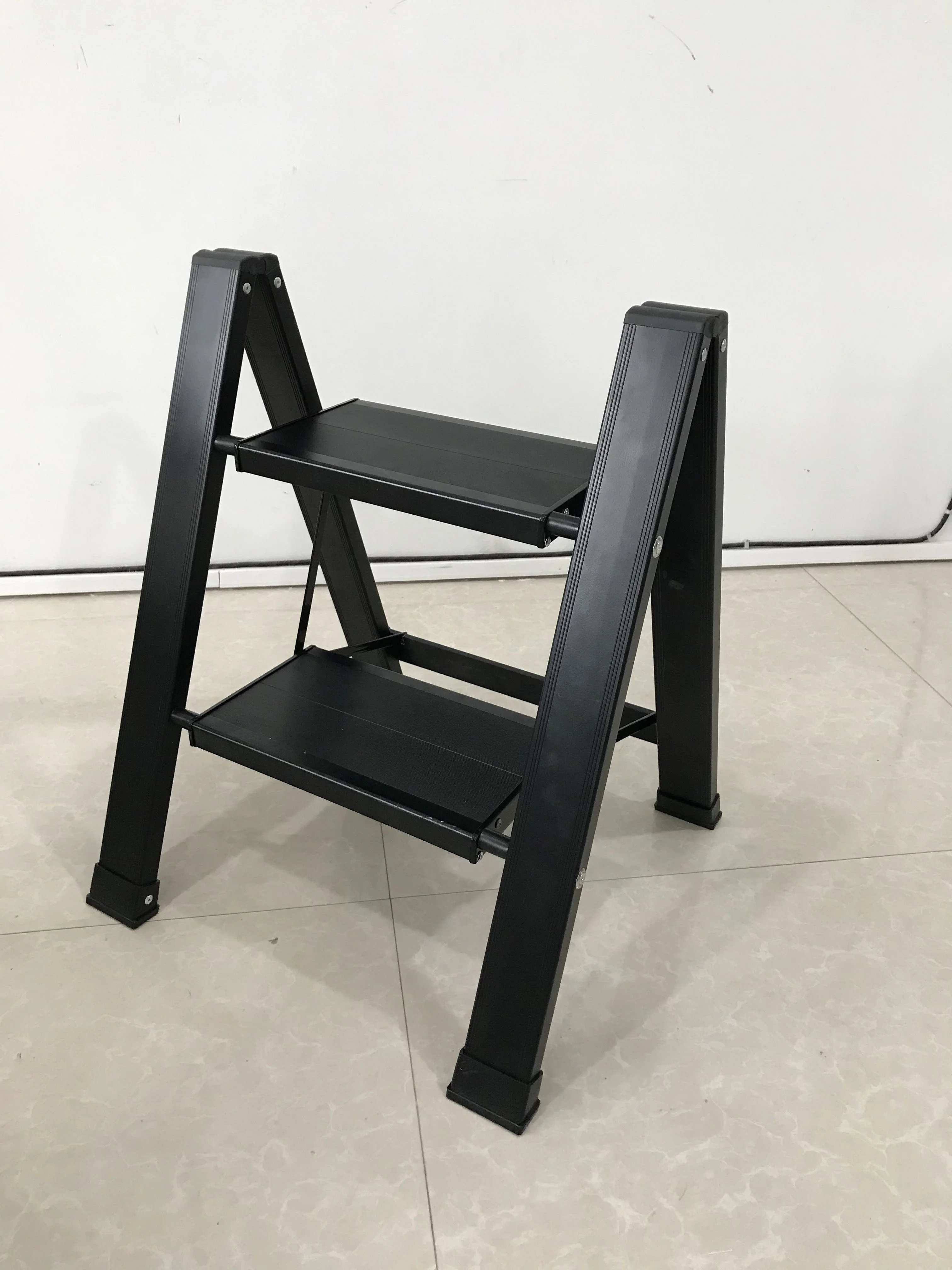 Hot Aluminum Household Steel A-frame Ladders 2 Step Small Ladder ...