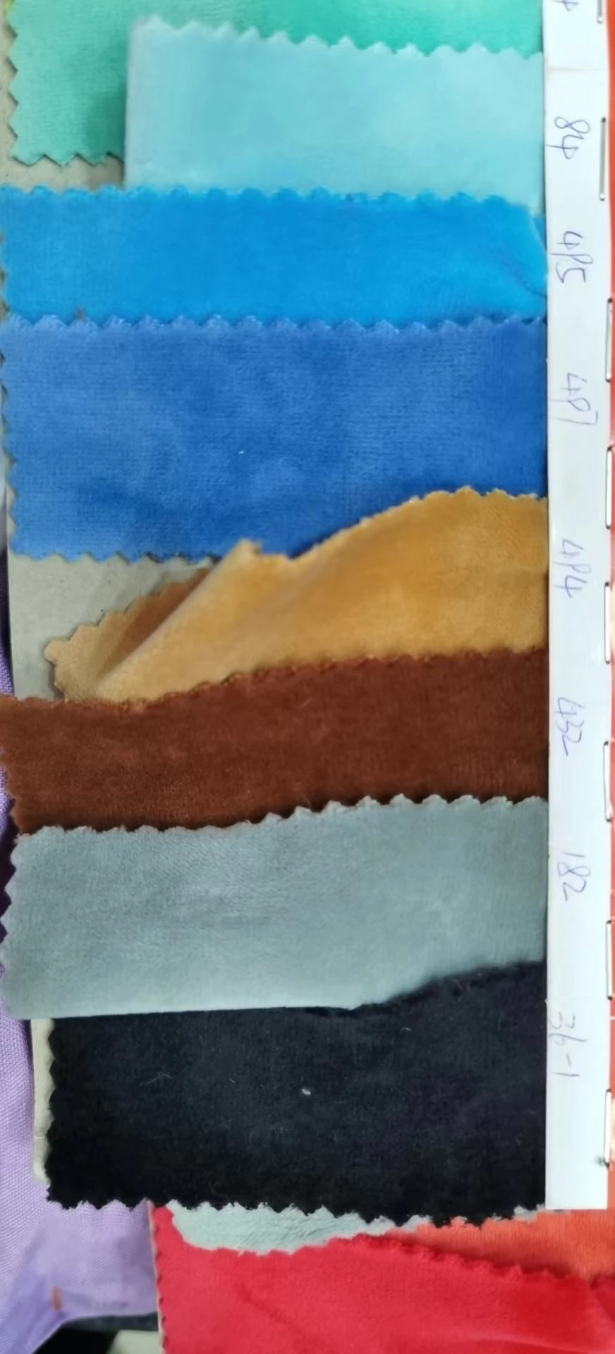 Luxury Diamond Shape Makeup Powder Puffs with Custom Logo