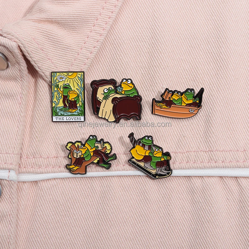 Frogs and Toads Enamel Pins - Customizable Lovers Travel Brooches