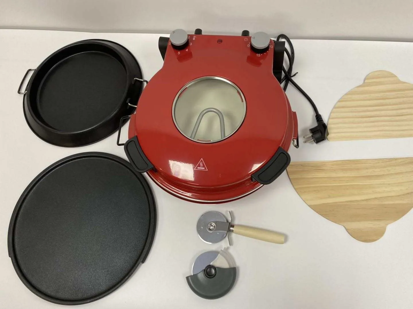 1200W Countertop Pizza Maker - Fast, Portable, and Efficient