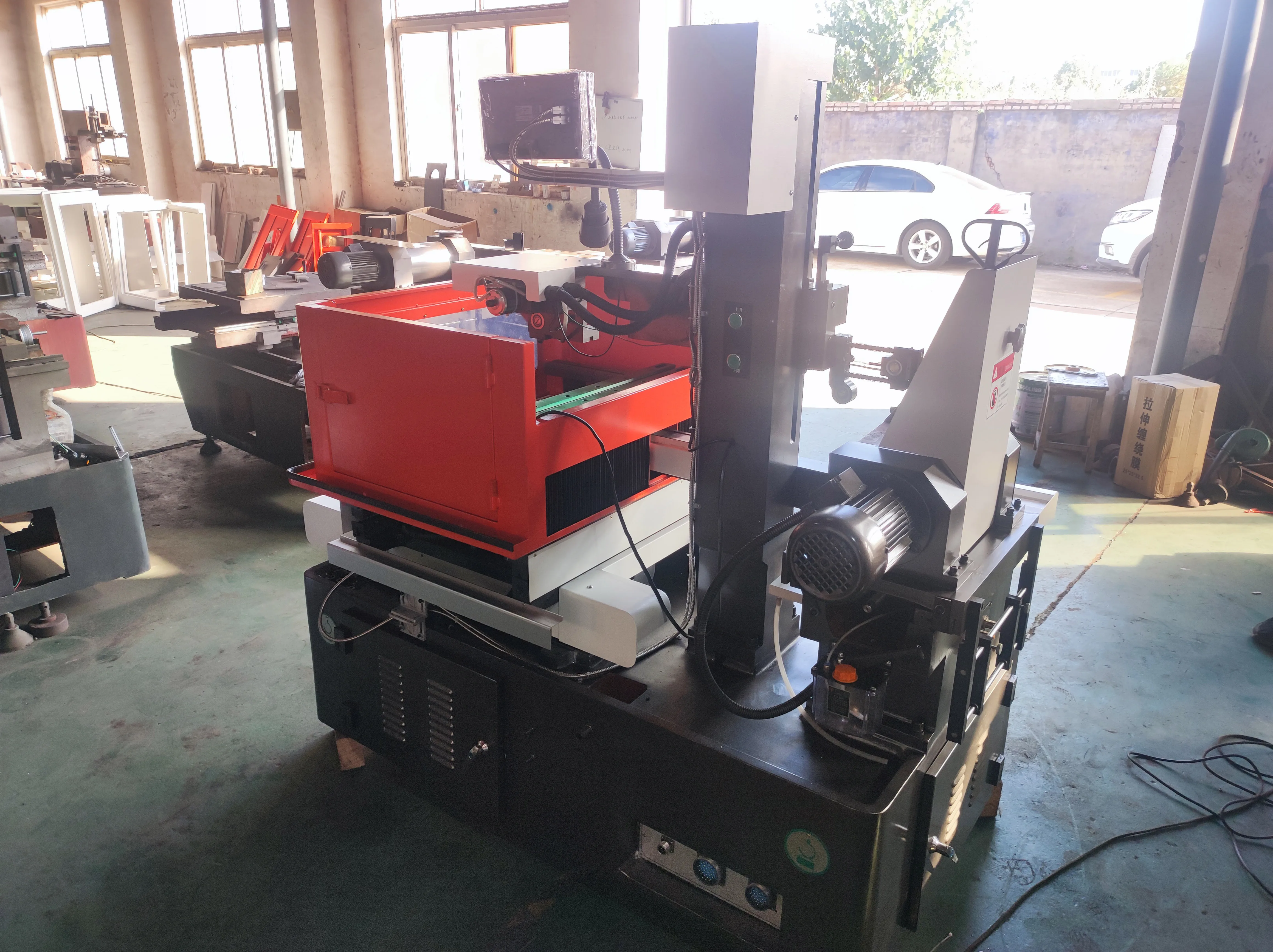 DK7745 CNC Molybdenum Wire Cutting EDM Machine - Auto Cutting