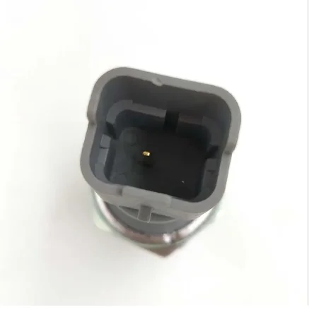 Engine Oil Pressure Sensor Switch for Peugeot 206 207 307 308 408 Sega ...