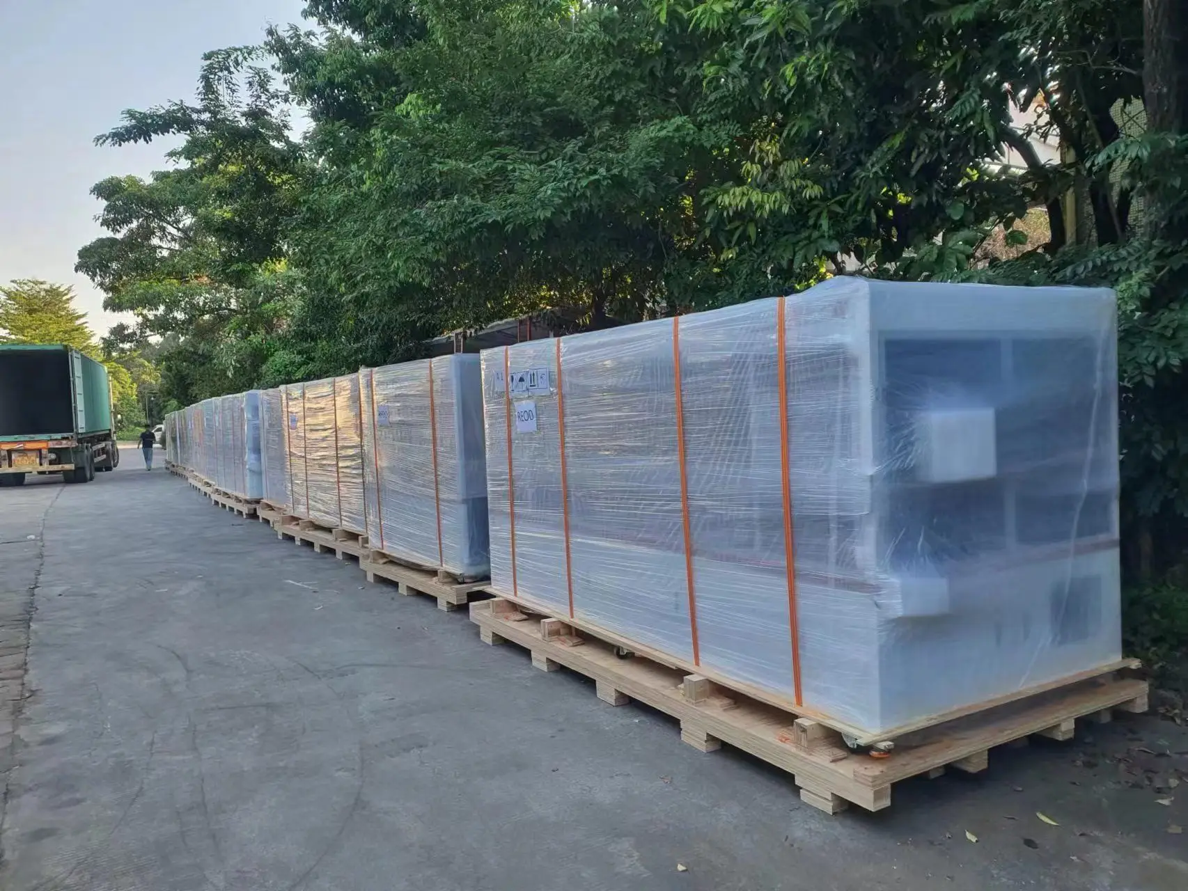 Latest IBC Solar Cell Tabber and Stringer Machine for Soldering