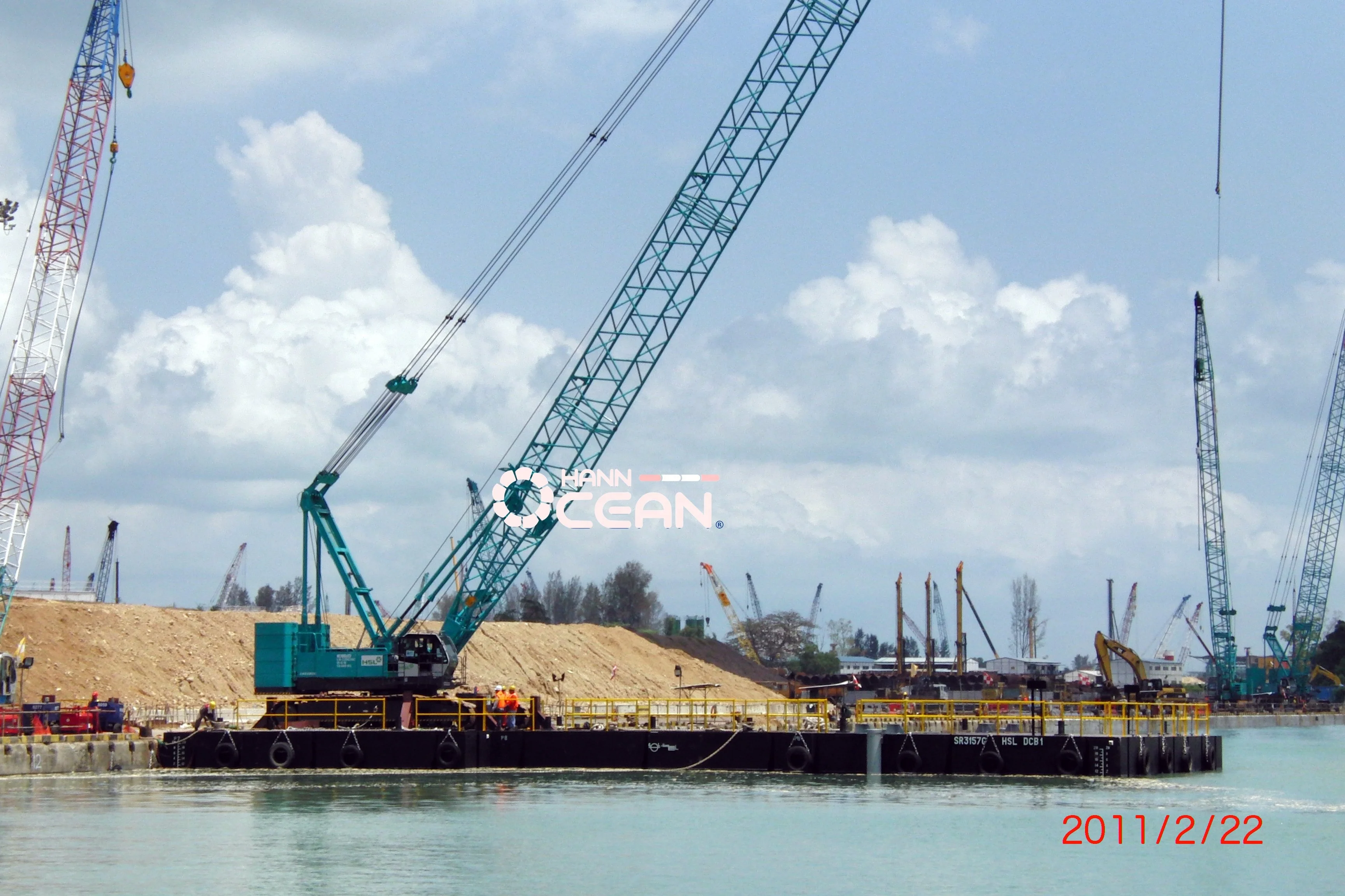 Wholesale RigiFloat Modular Floating Barge Crane Marine Supplies ...