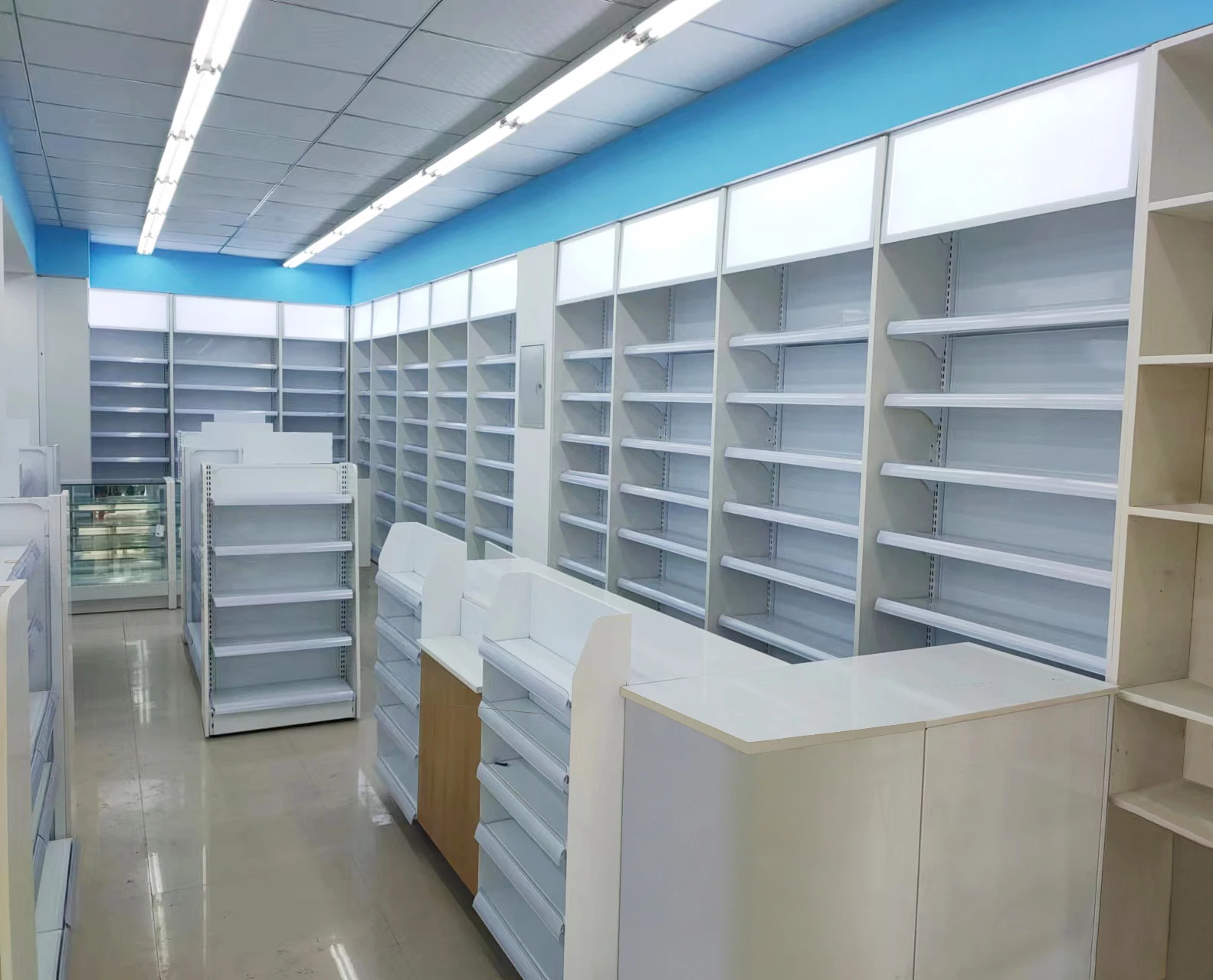 Efficient Retail Checkout - Modern Cash Register Counters