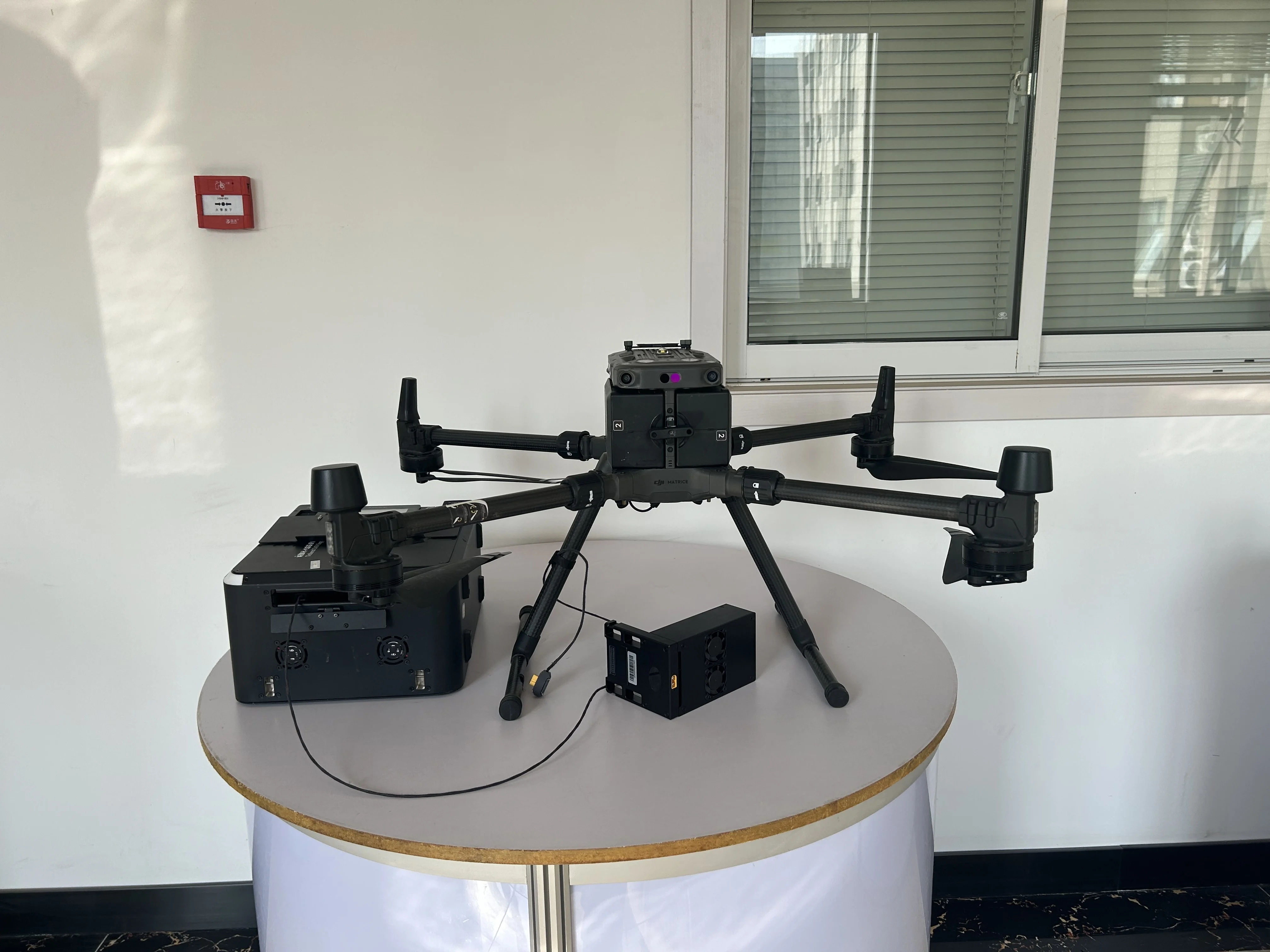 Portable Intelligent Operation Tether Power Station for Drones| Alibaba.com