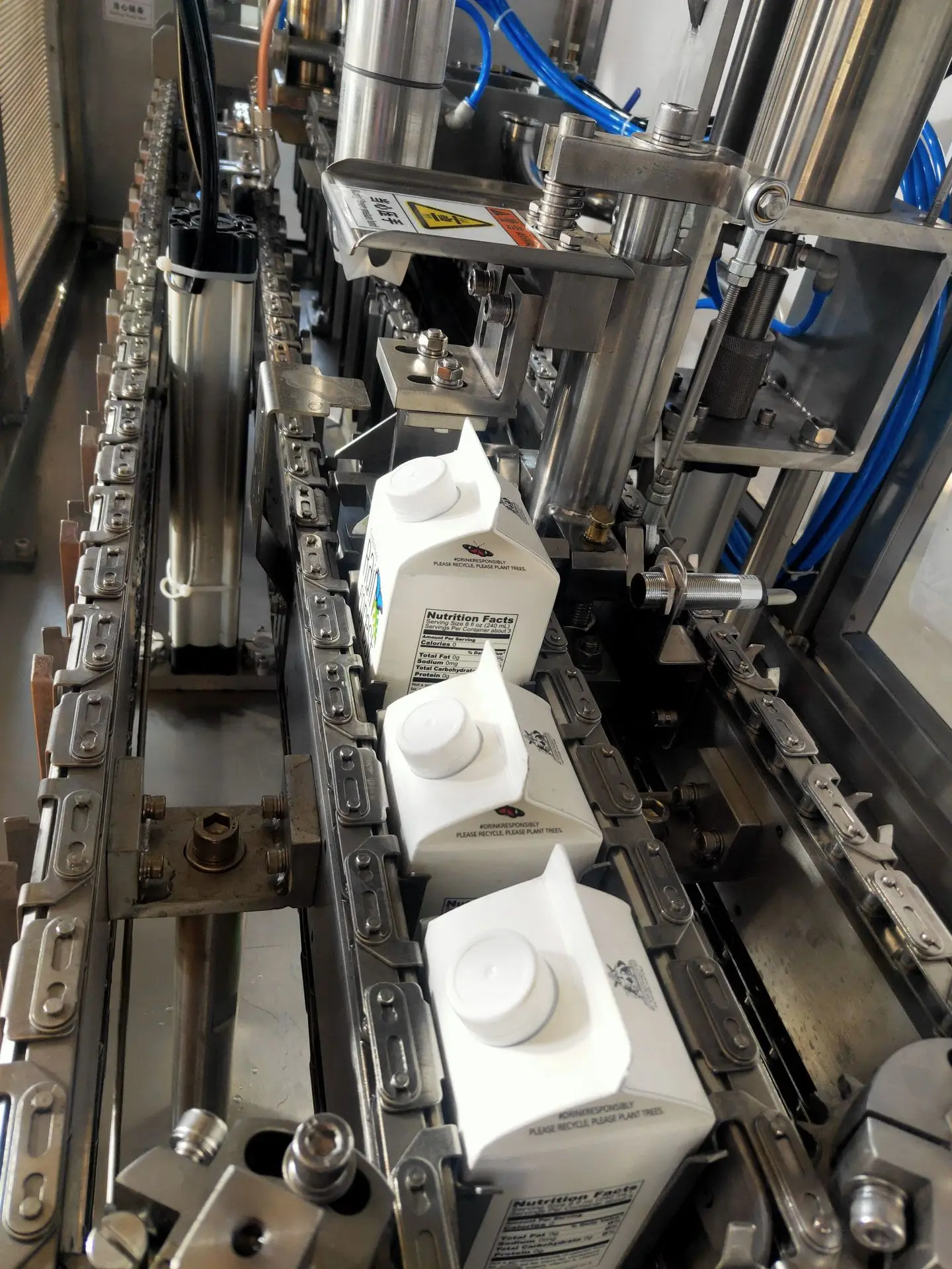 Custom Aseptic Food Juice Paper Box Packaging by Dingchen