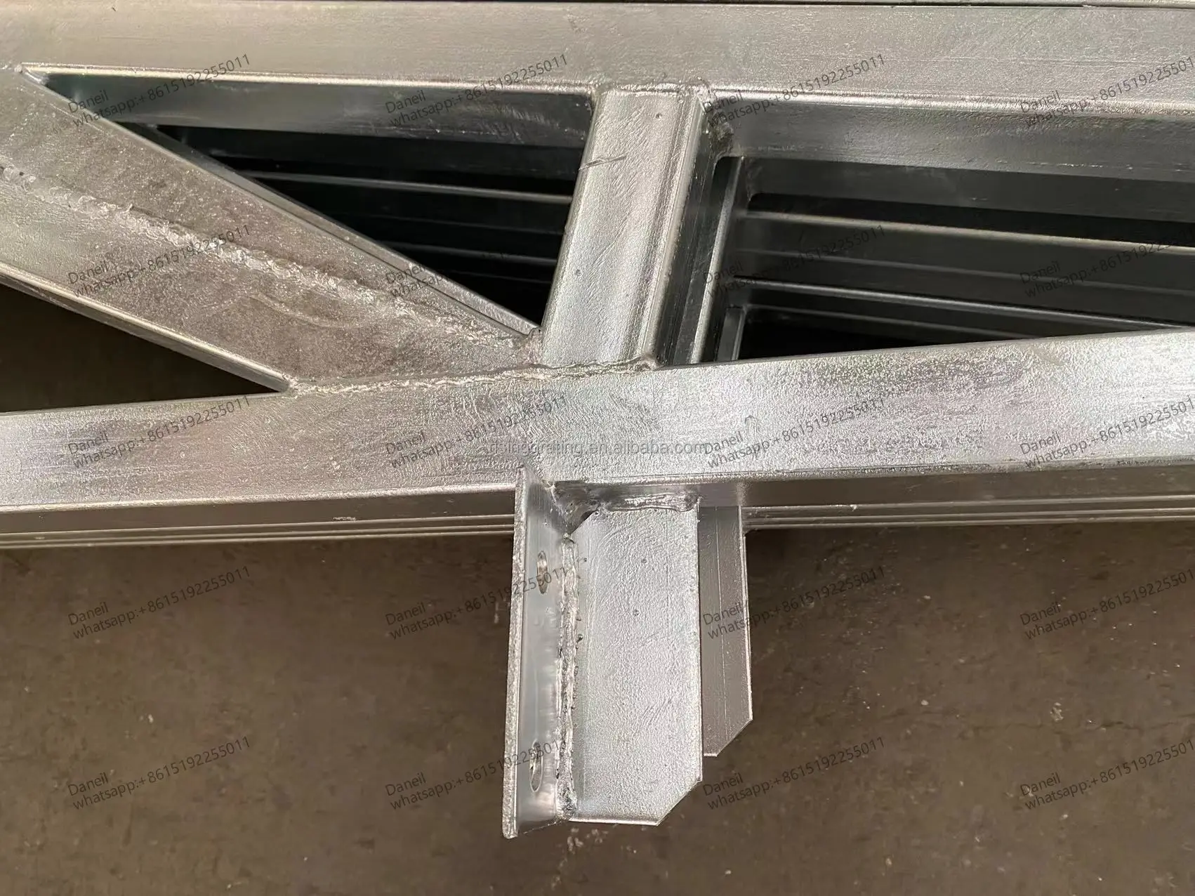 Light Galvanized Steel Roof Trusses for Sale - Durable & Customizable