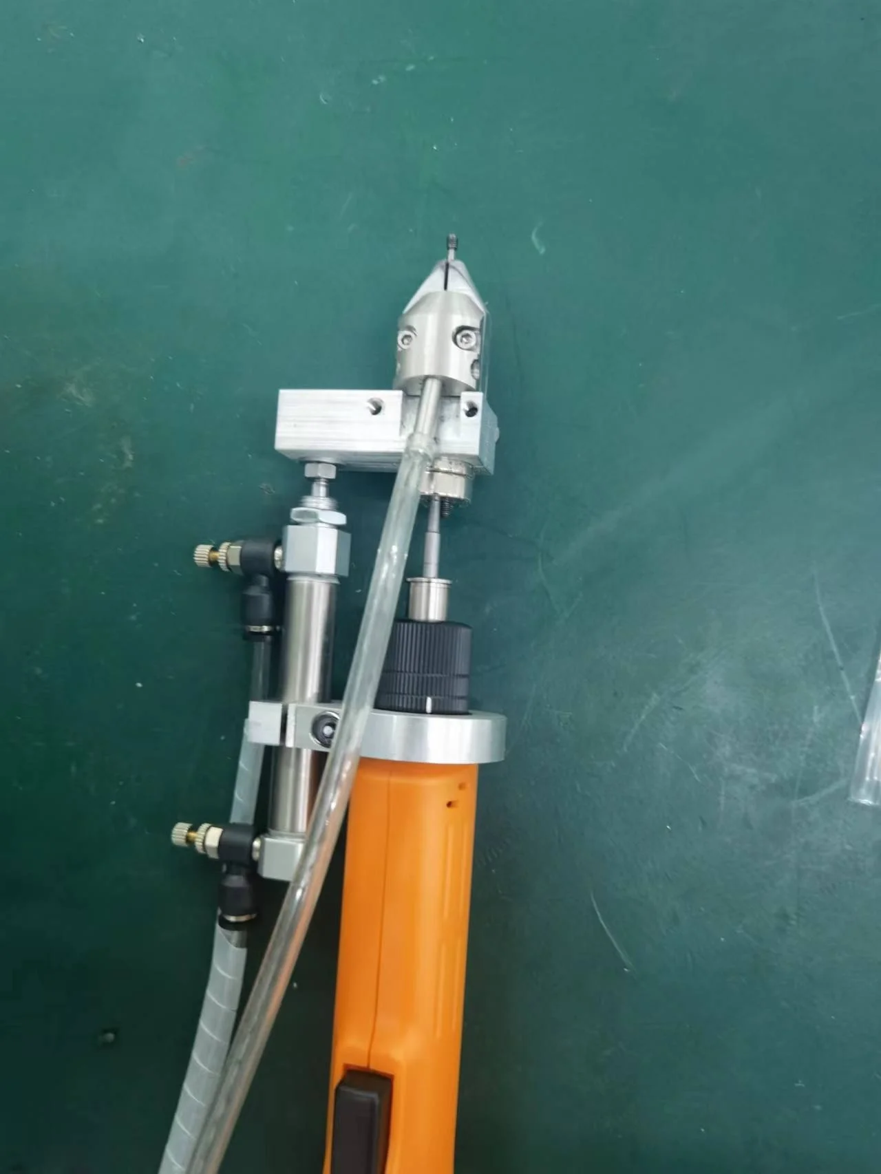 Automatic Screw Tightening Machine - Efficient & Reliable