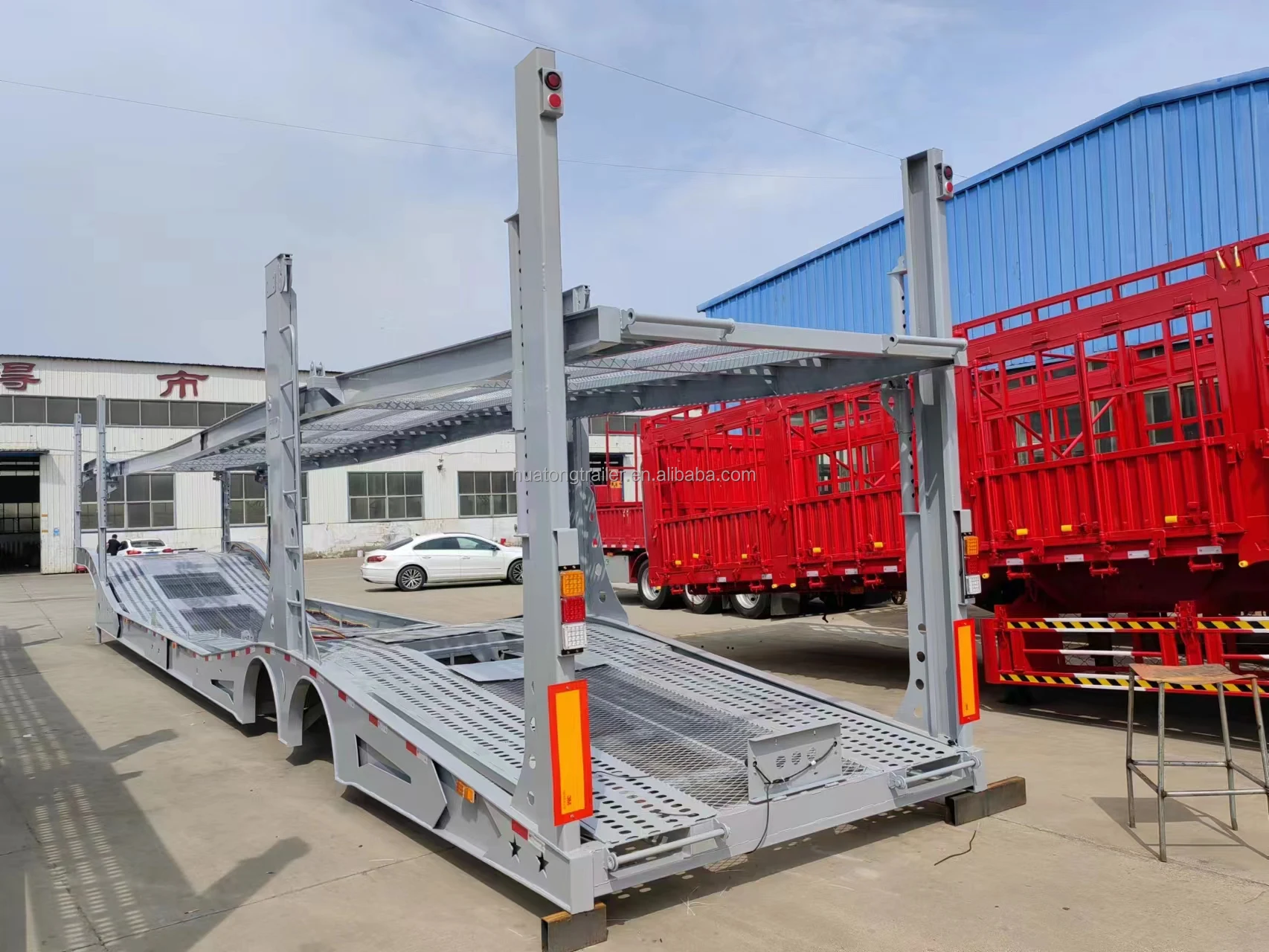 Benhong Double Deck Car Carrier Trailer - Heavy Duty Transporter