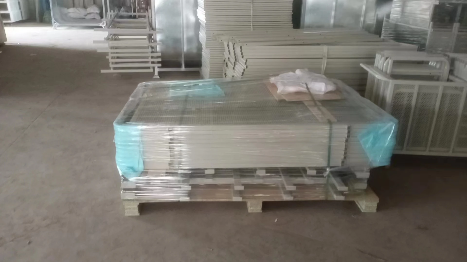 Two Layer Cutting Car Industrial Trolley Fabric Rack Loose Packing Car ...