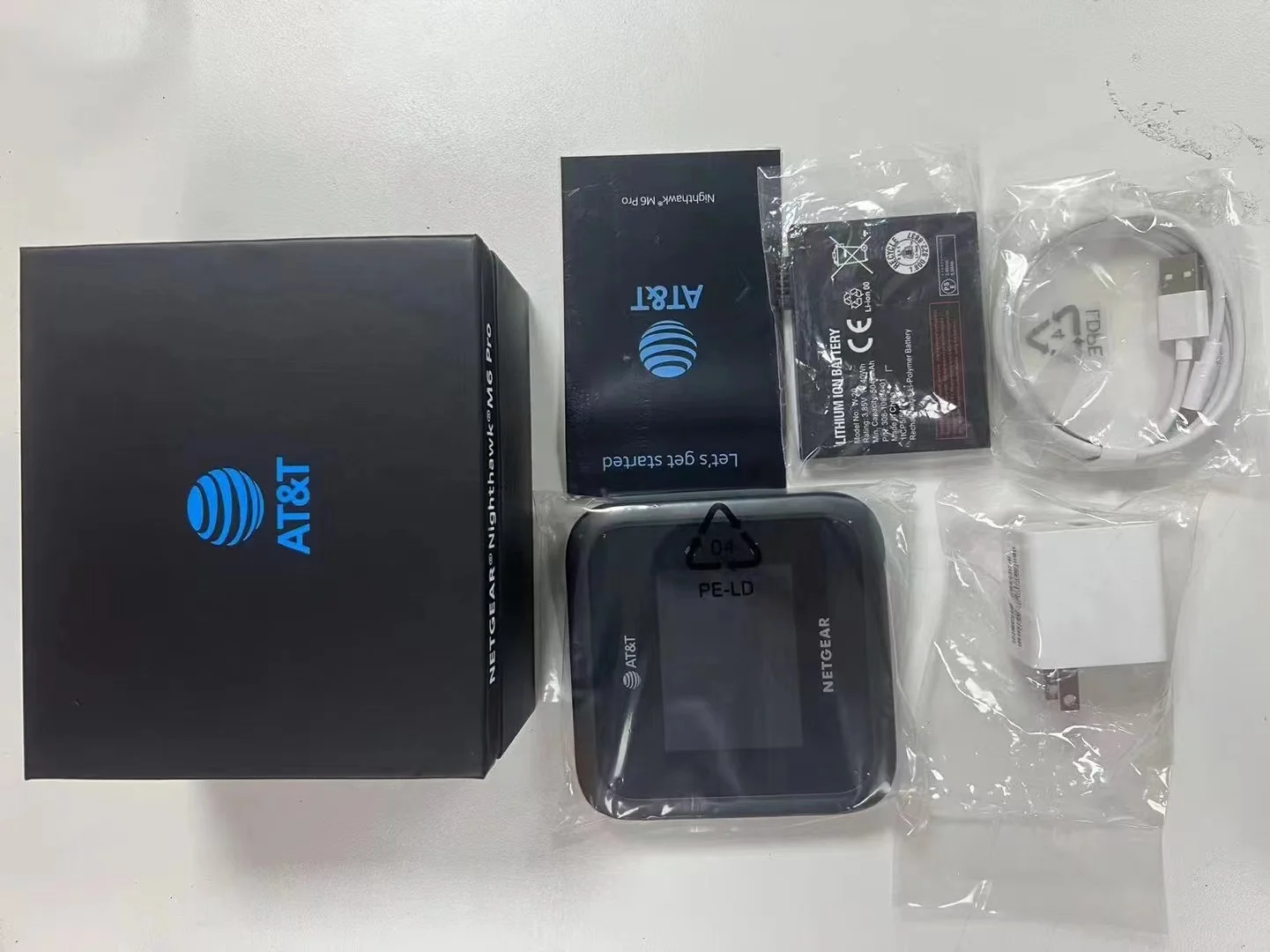 Netgear M1 MR1100 AC1000 Wireless Dual-Band Gigabit Mobile Router 4G ...