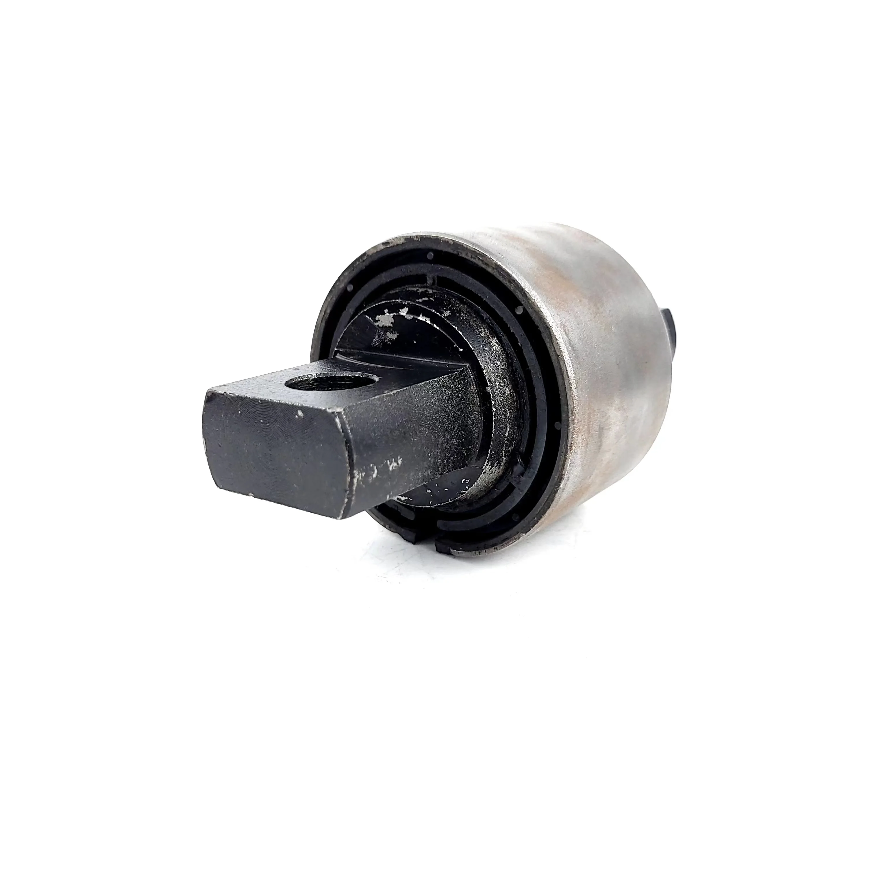 Mc806960 Japanese Truck Suspension Reaction Axle Torque Rod Truck Parts ...
